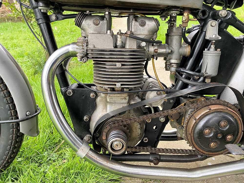 Lot 319 - 1954 Triumph GP Replica