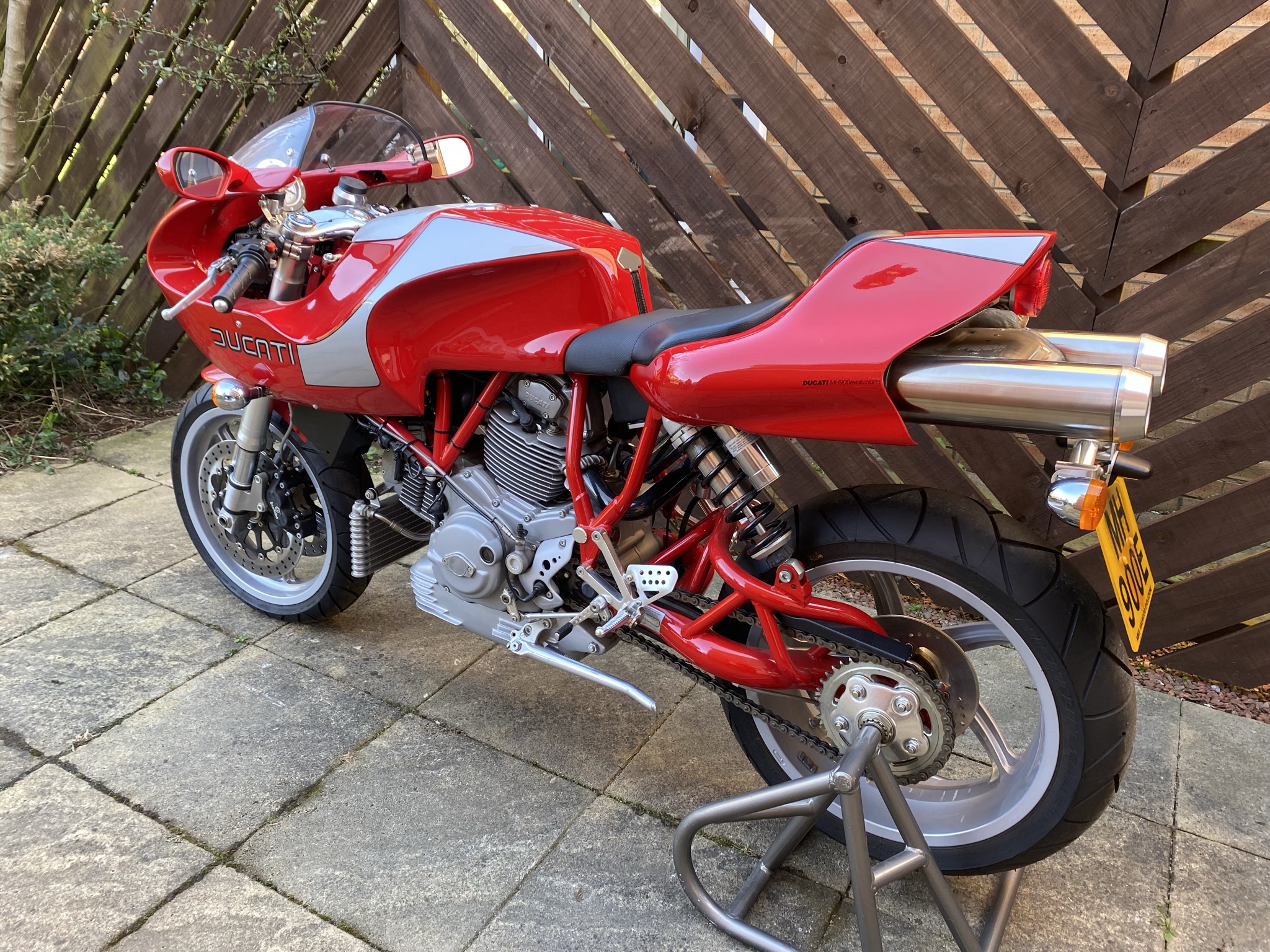 Lot 291 - 2001 Ducati MH900E