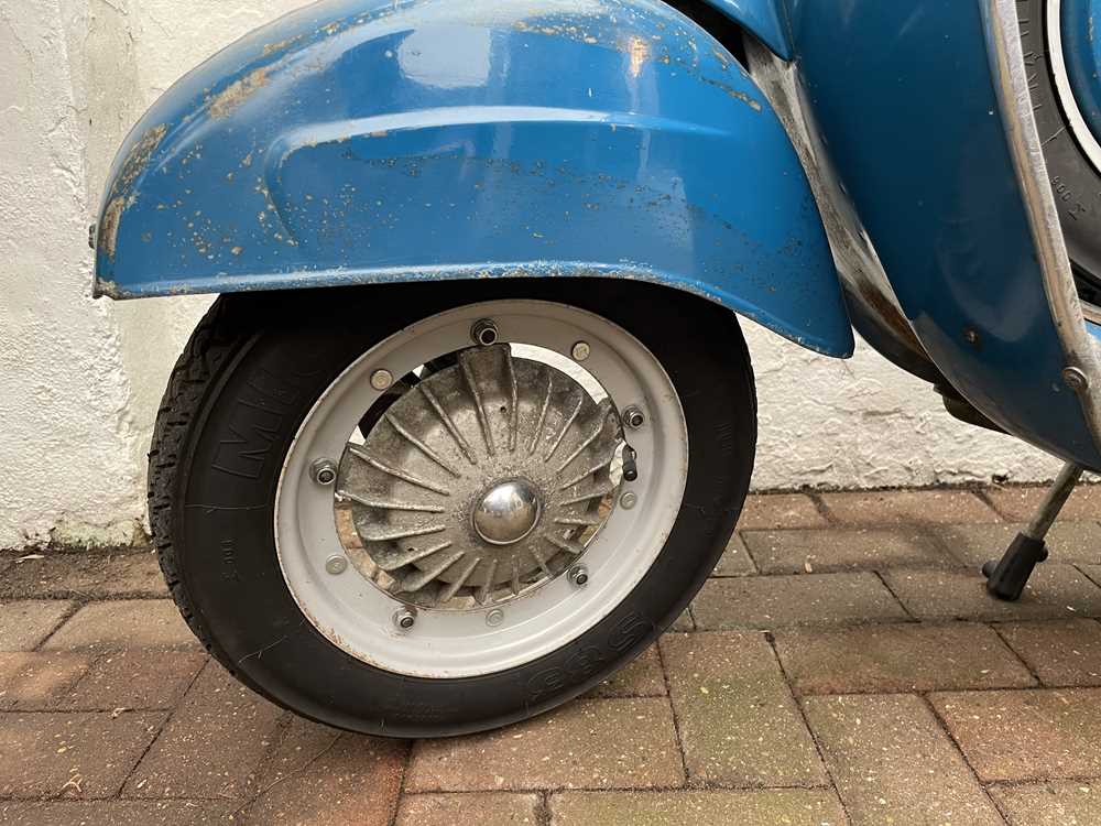 Lot 114 - 1966 Vespa SS90 Super Sprint