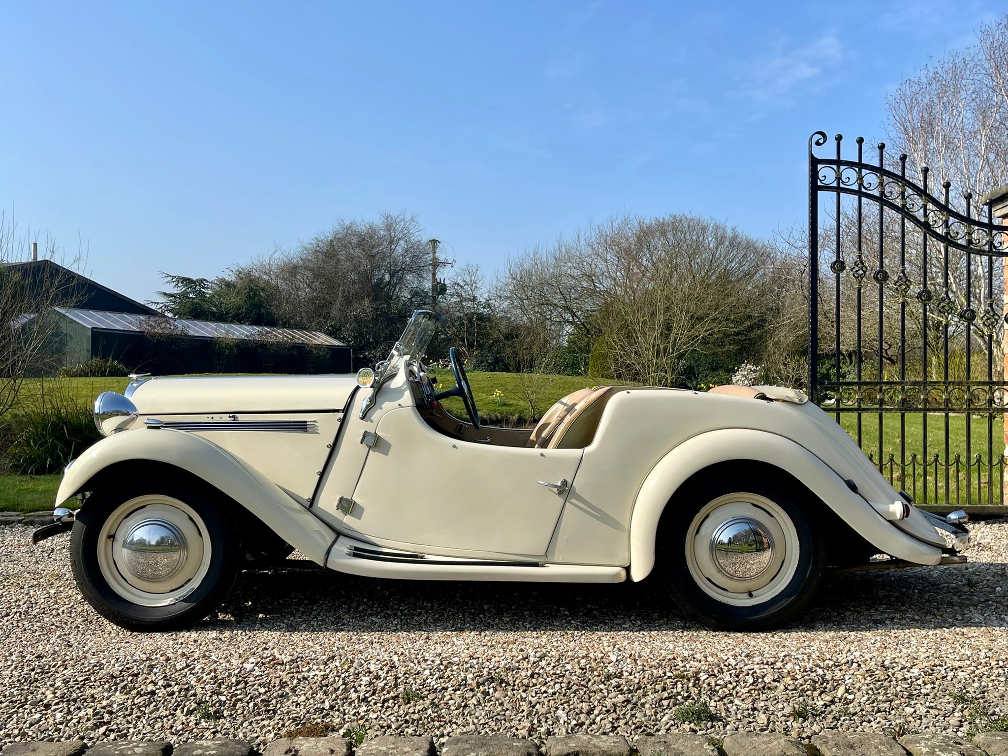 Lot 10 - 1951 Singer Nine 4AB Roadster
