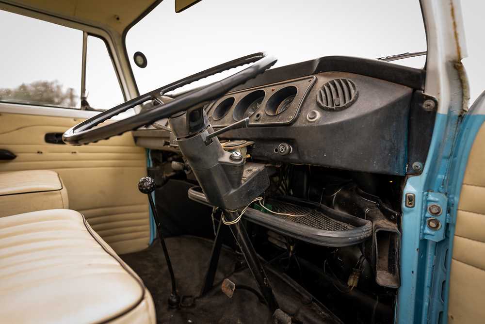 Lot 20 - 1978 Volkswagen Kombi Eight-Seater Minibus