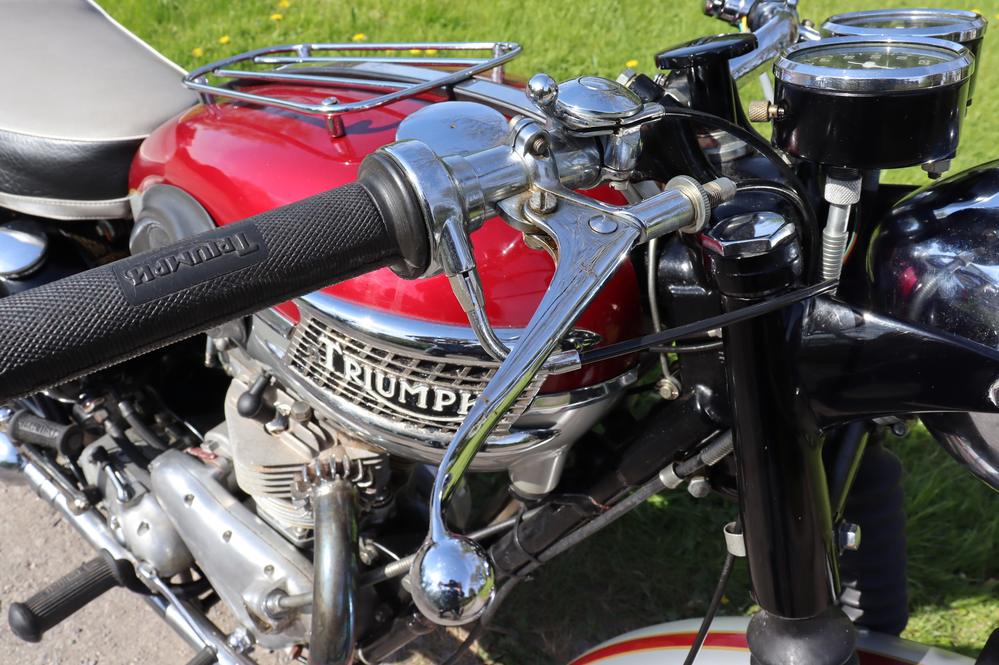 Lot 296 - 1961 Triumph TR6 Trophy
