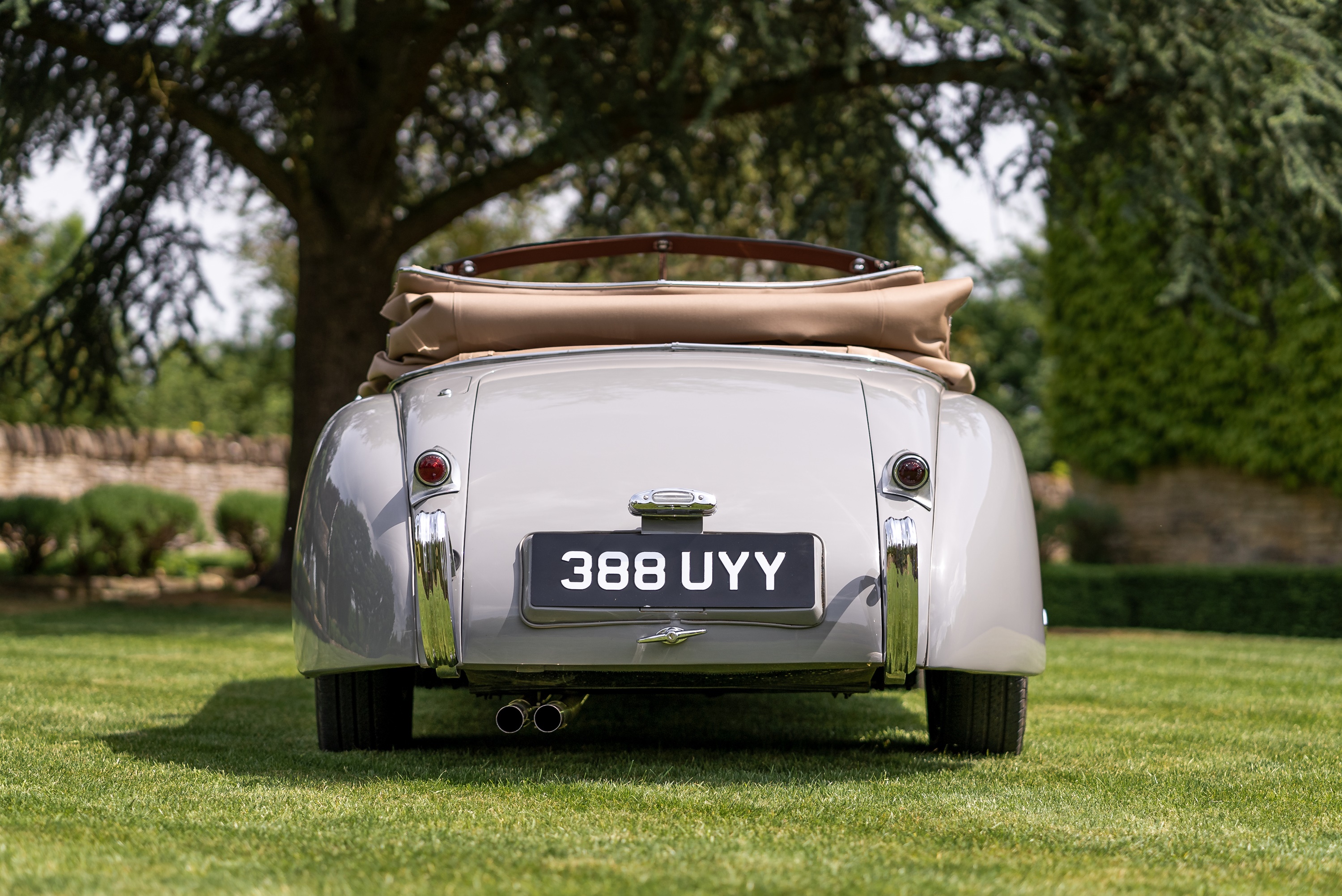 Lot 48 - 1953 Jaguar XK120 Drophead Coupé