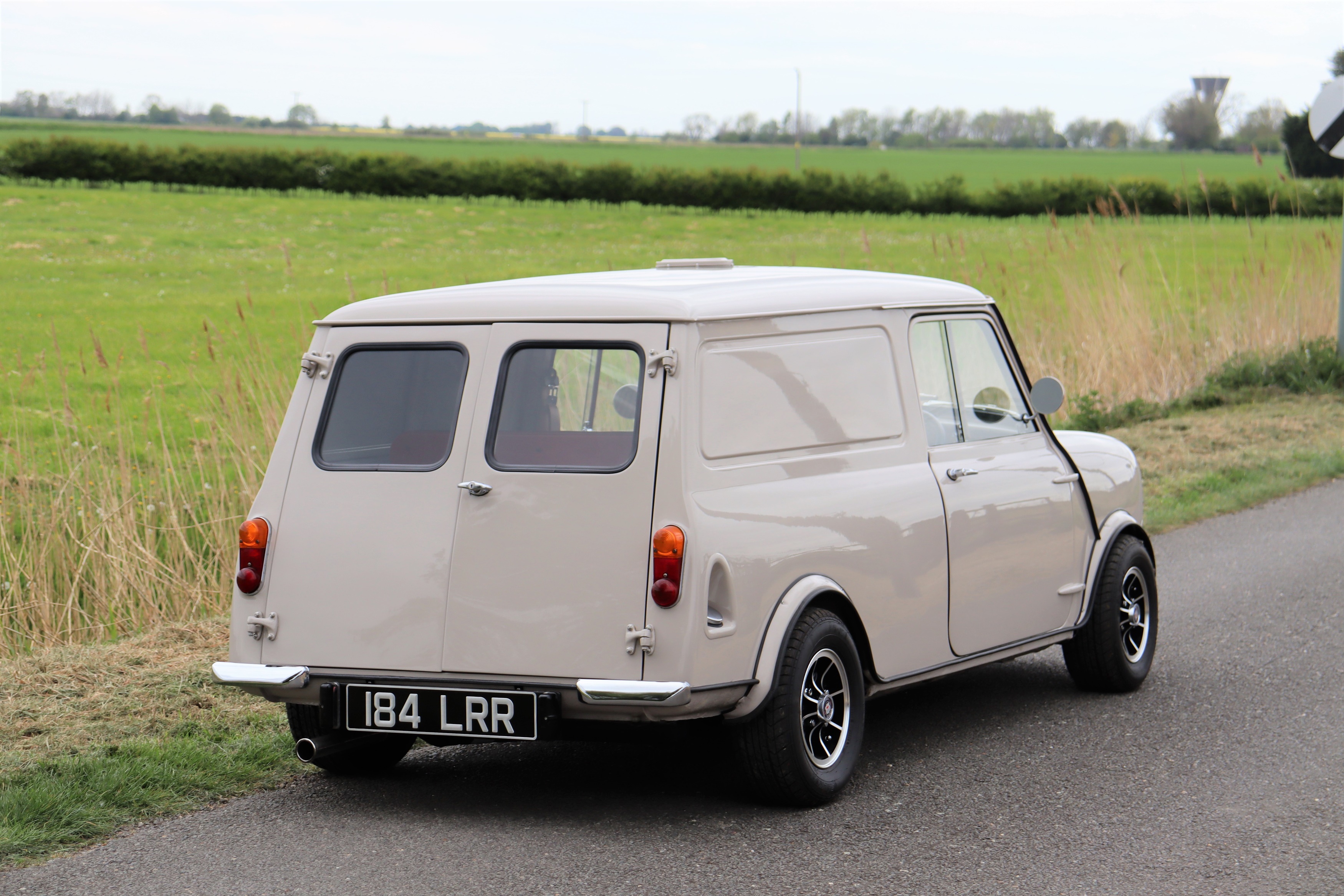 Lot 63 - 1961 Morris Mini 850 Van