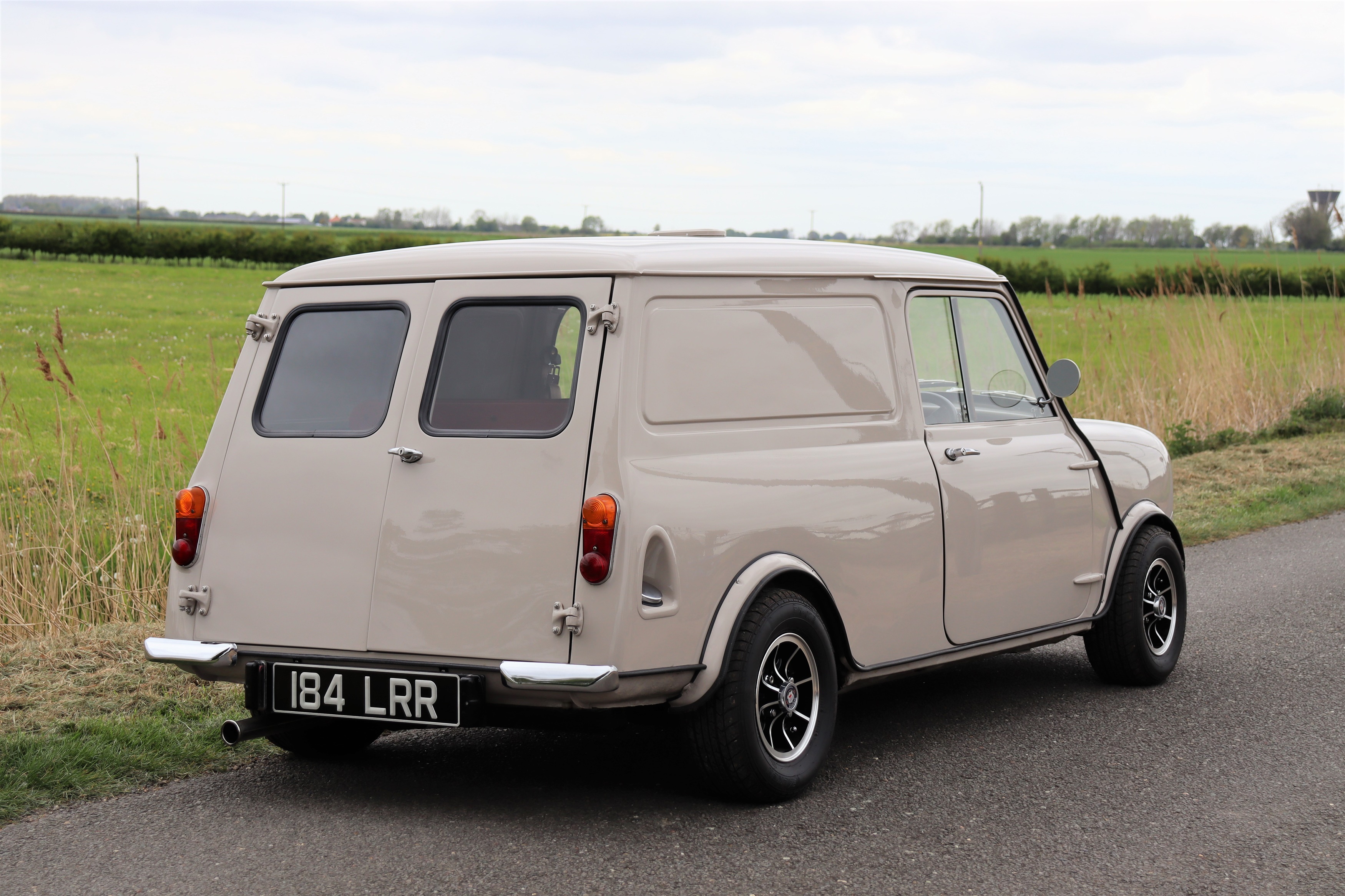Lot 63 - 1961 Morris Mini 850 Van