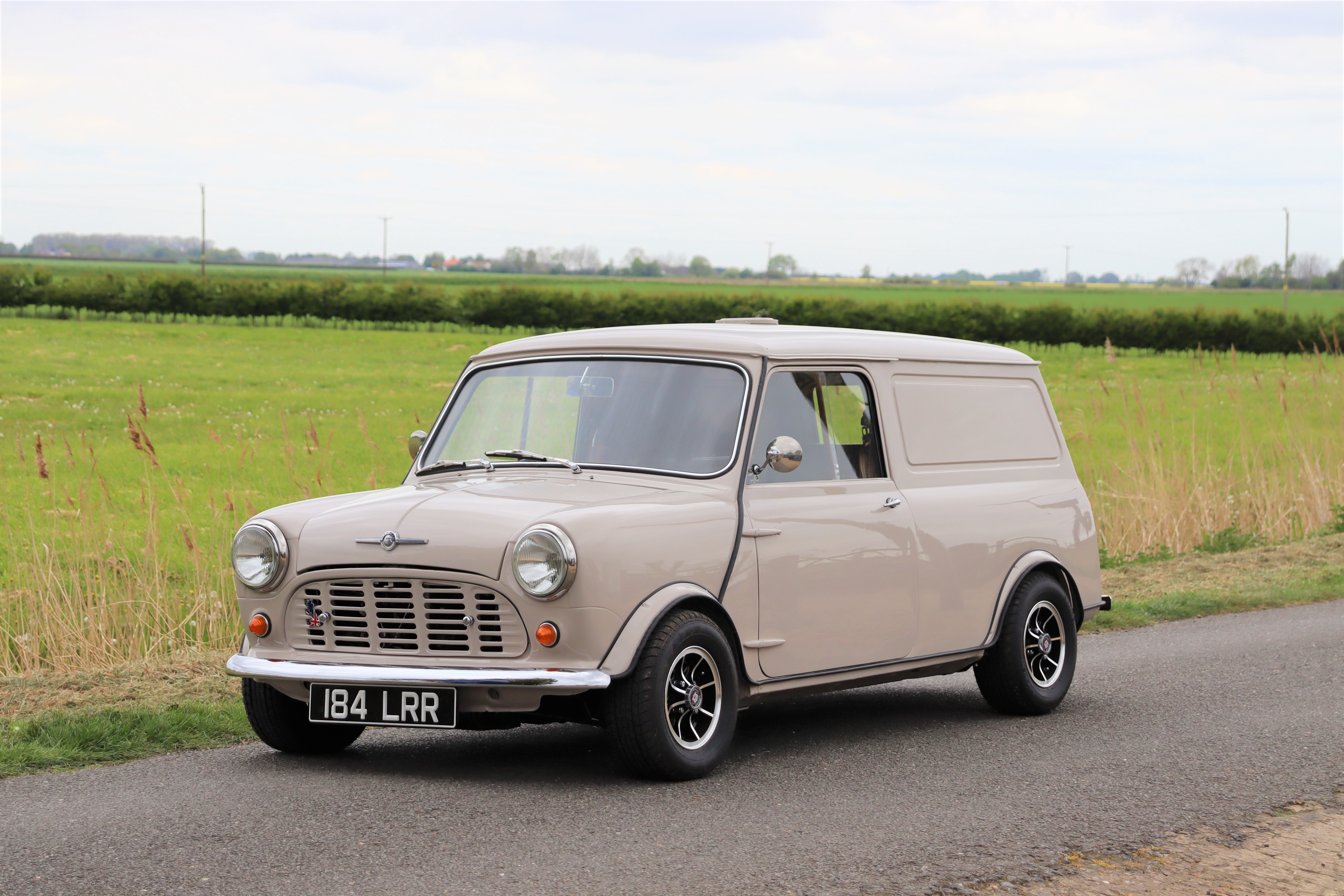 Lot 63 - 1961 Morris Mini 850 Van