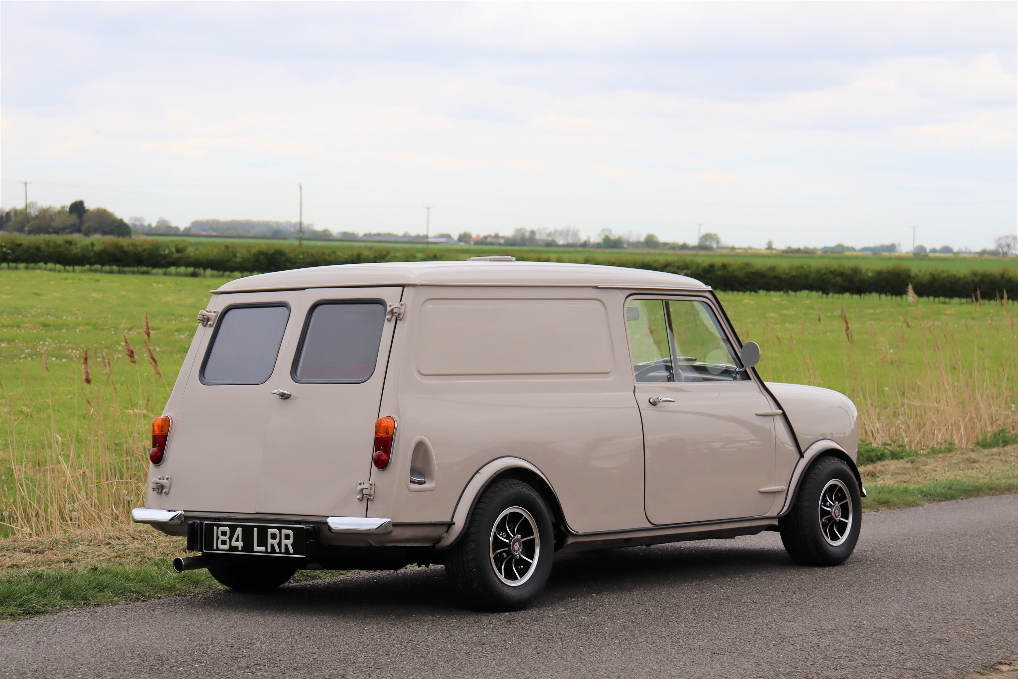 Lot 63 - 1961 Morris Mini 850 Van