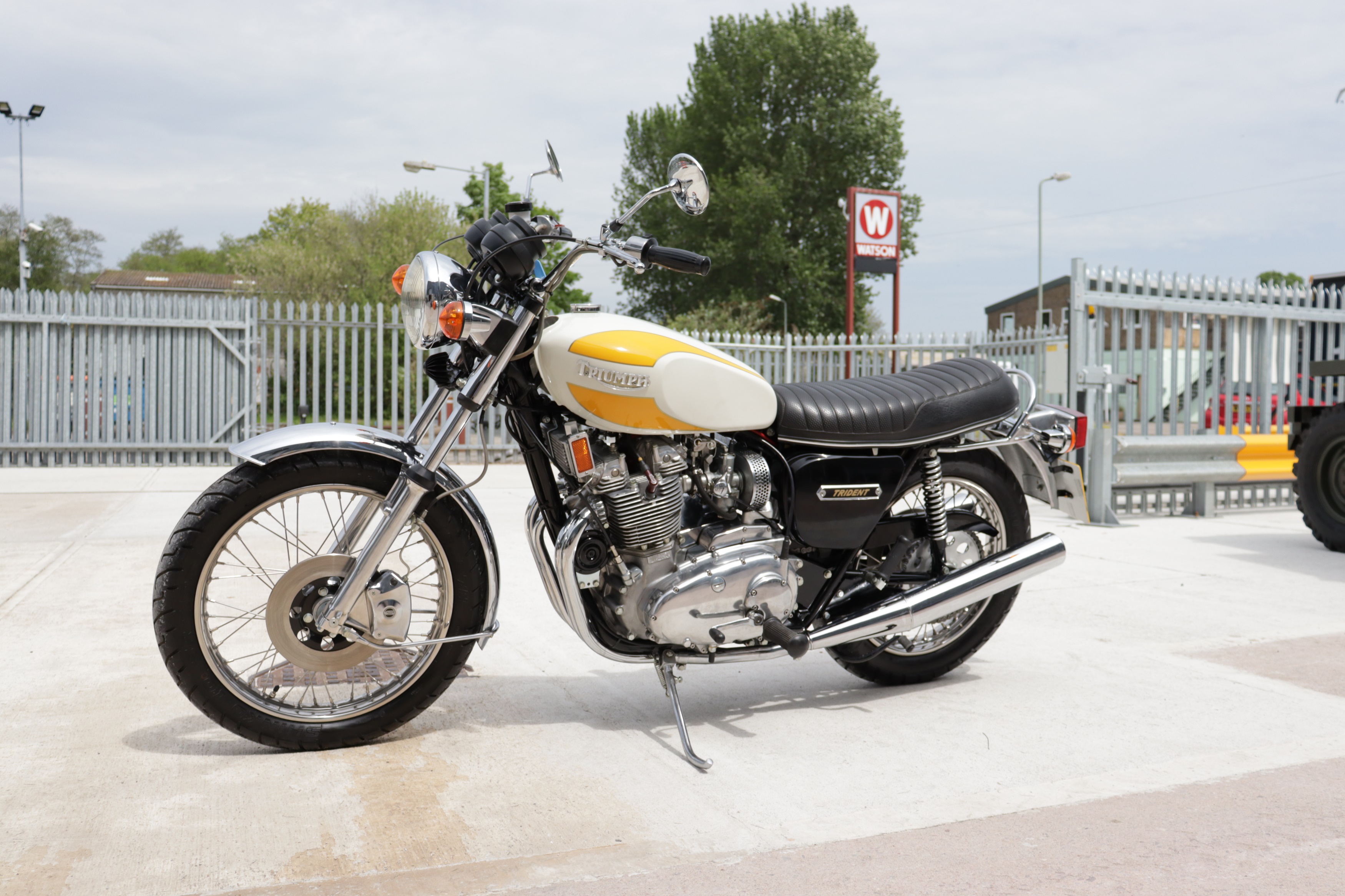 Lot 346 - 1975 Triumph T160 Trident