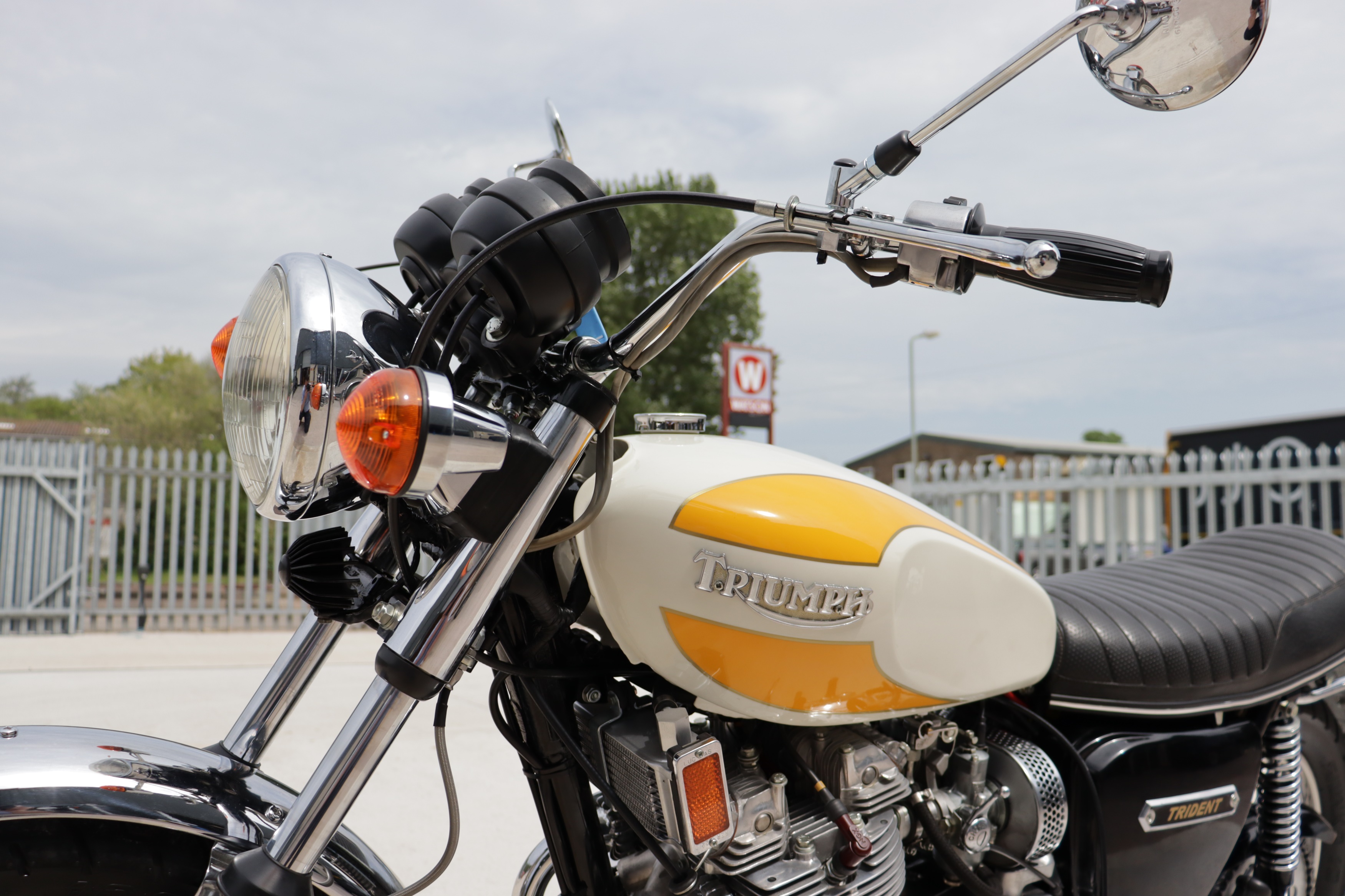 Lot 346 - 1975 Triumph T160 Trident