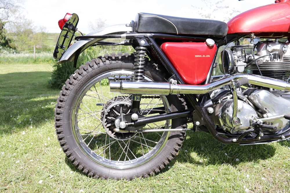 Lot 256 - 1967 Norton P11 Scrambler