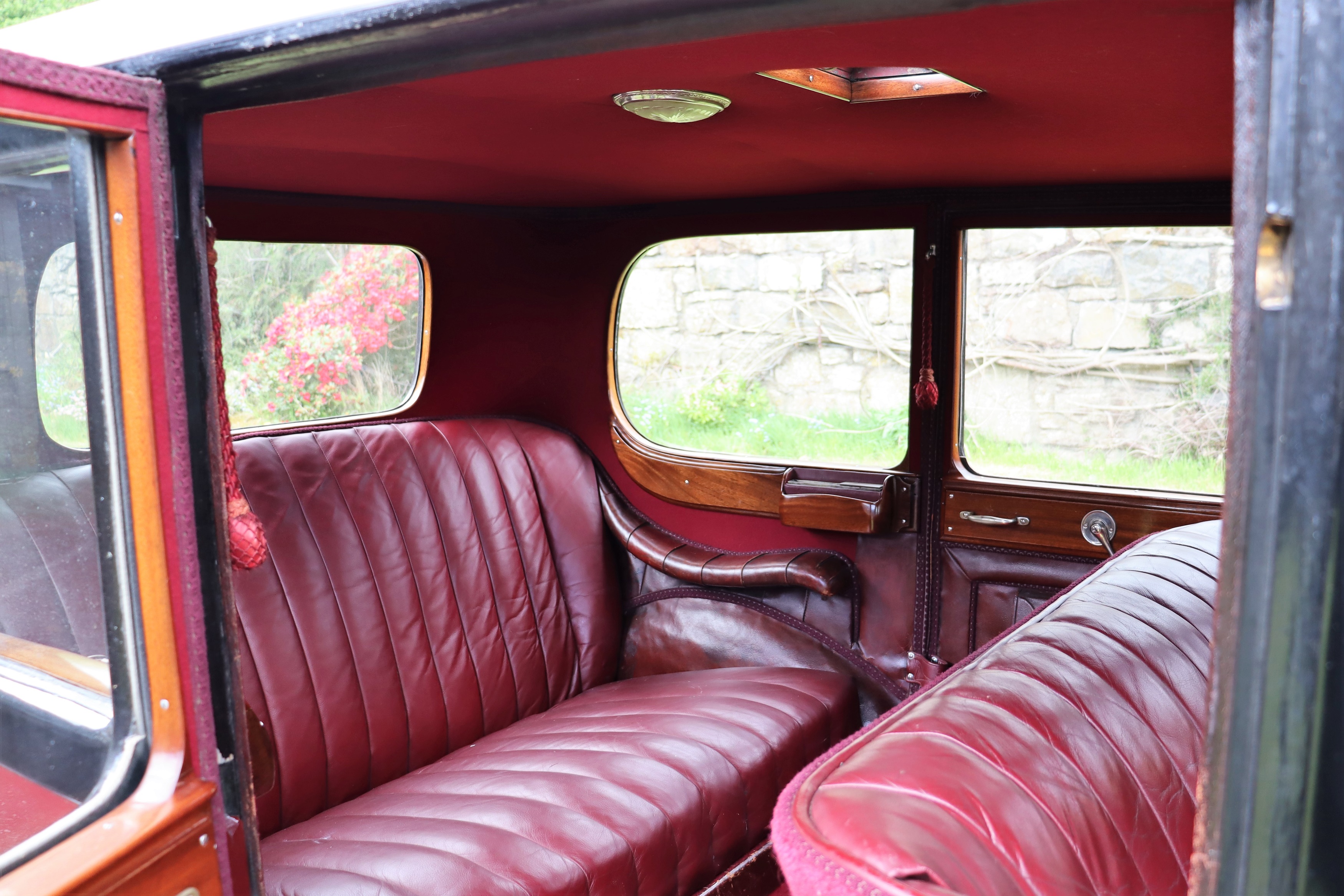 Lot 18 - 1927 Sunbeam 16hp Coachbuilt Saloon