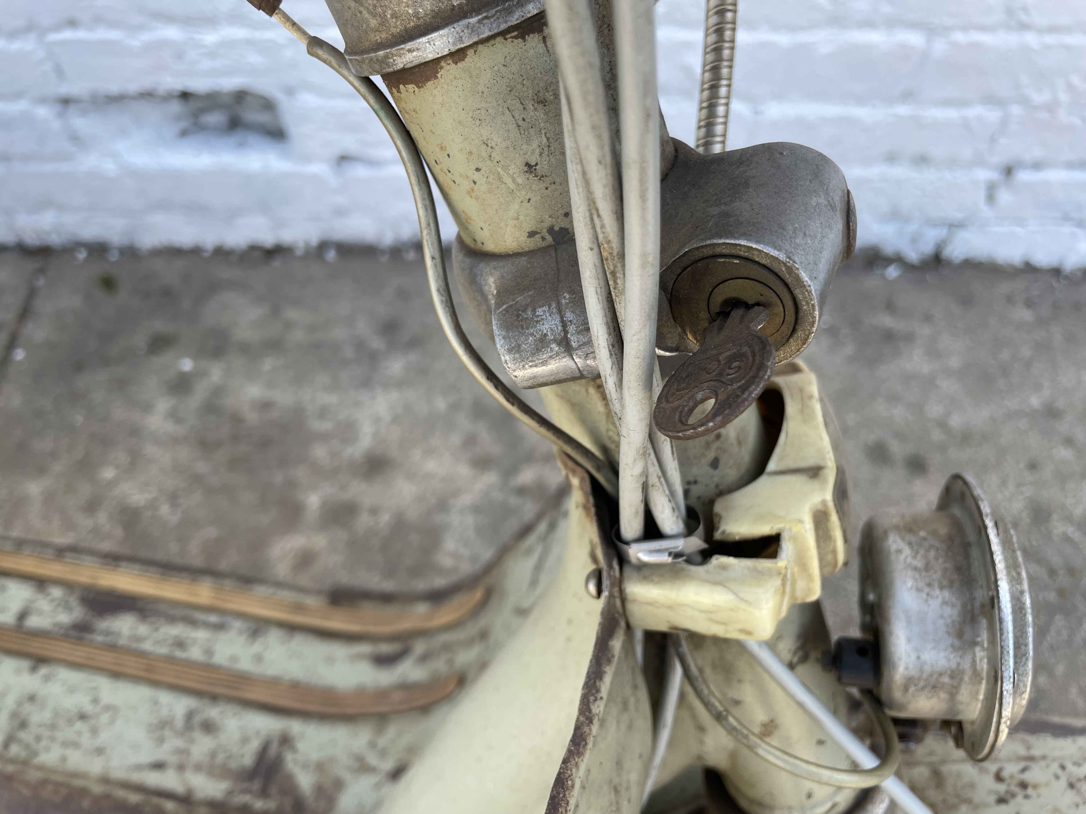 Lot 109 - 1953 Lambretta Model E