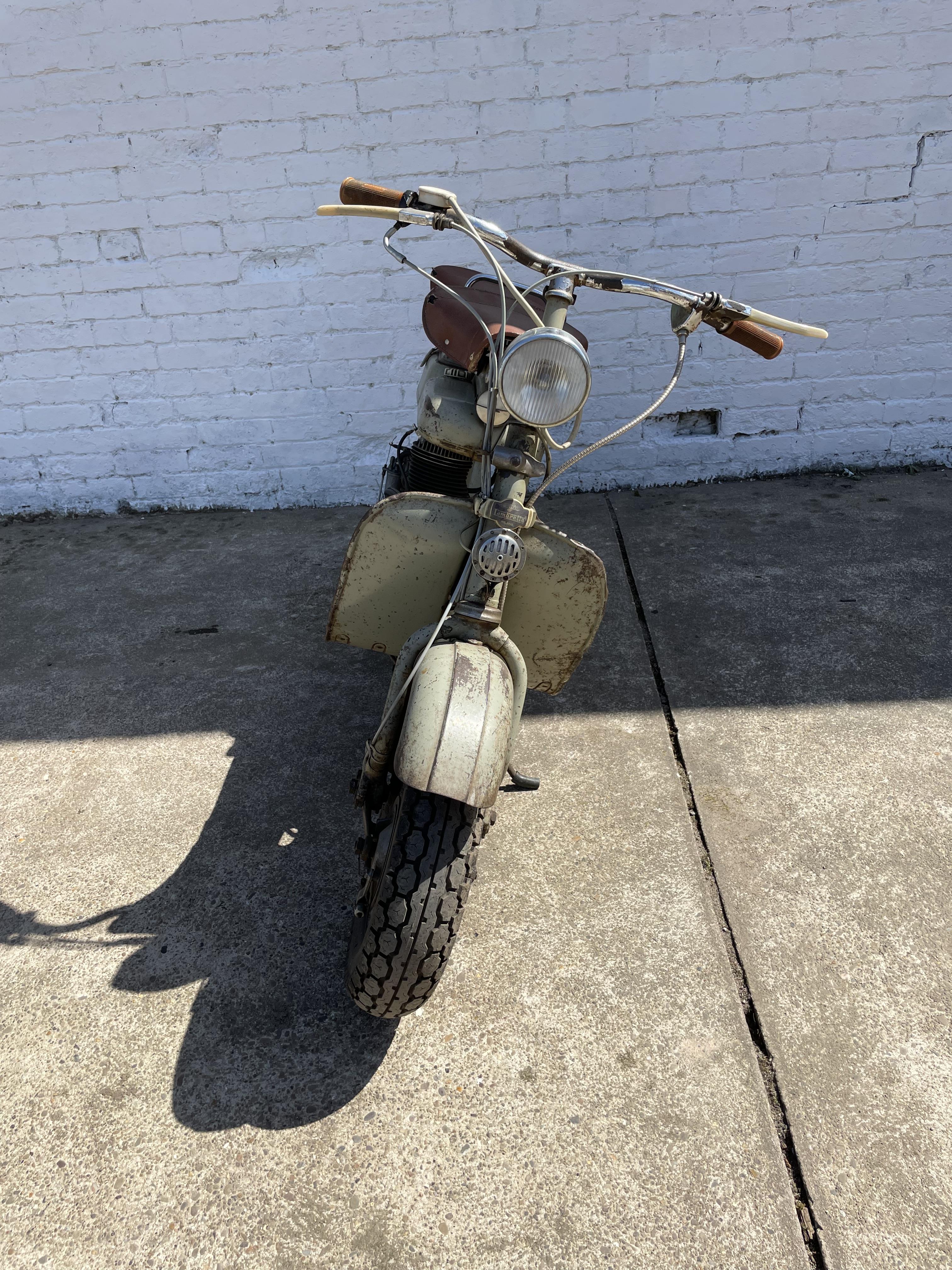 Lot 109 - 1953 Lambretta Model E