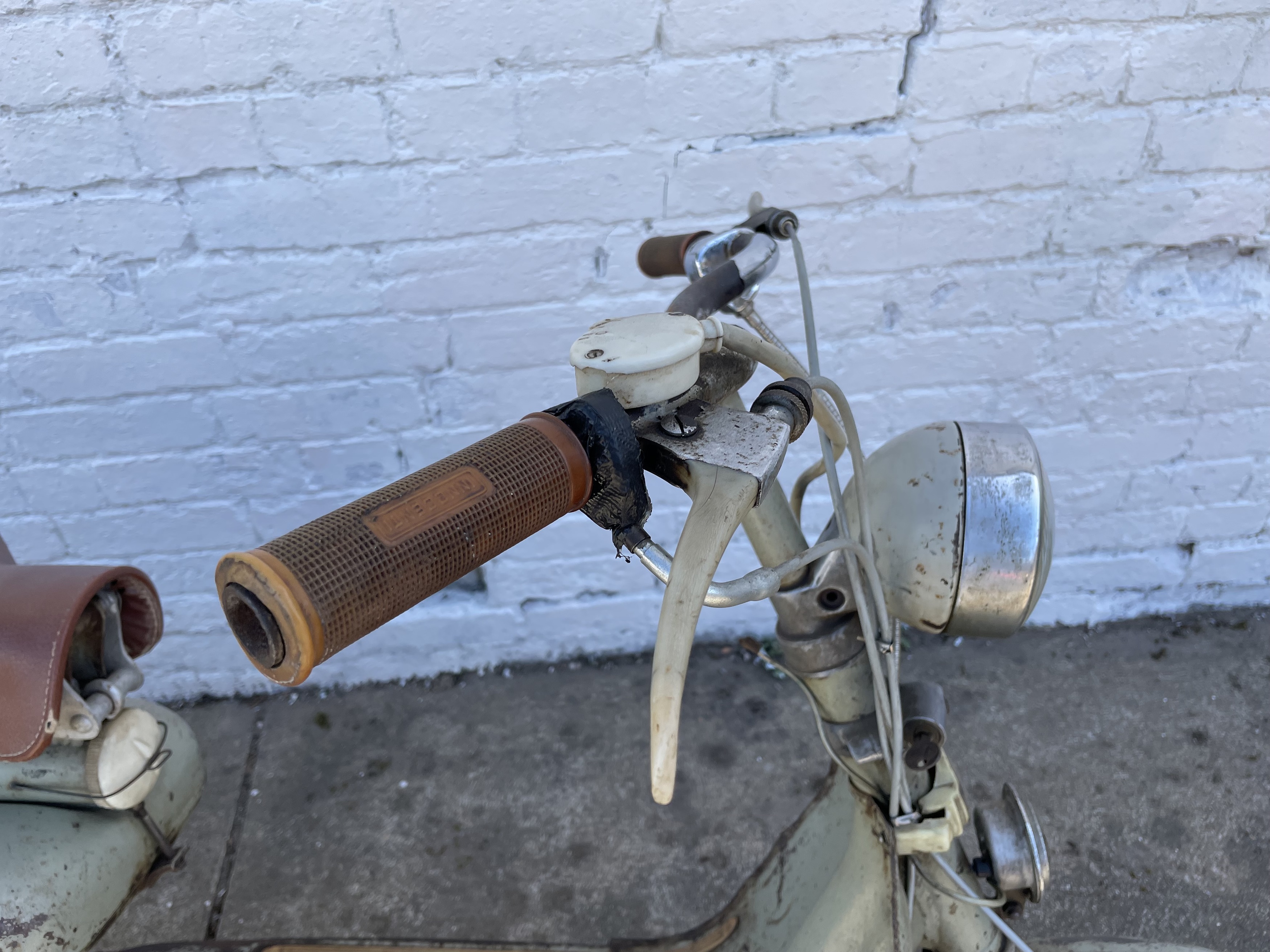 Lot 109 - 1953 Lambretta Model E