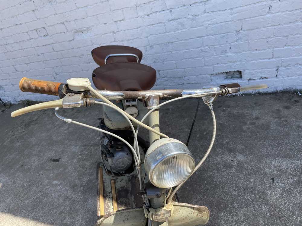 Lot 109 - 1953 Lambretta Model E