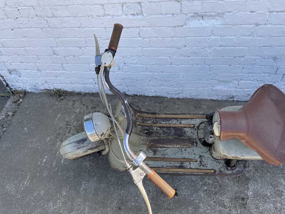 Lot 109 - 1953 Lambretta Model E