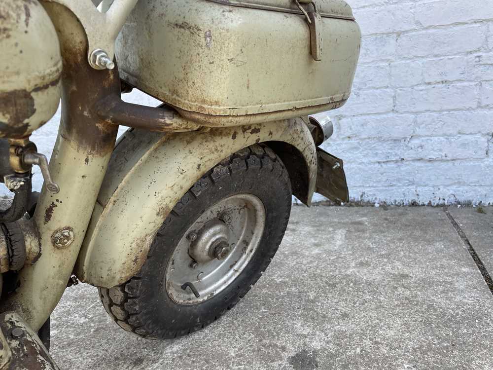 Lot 109 - 1953 Lambretta Model E