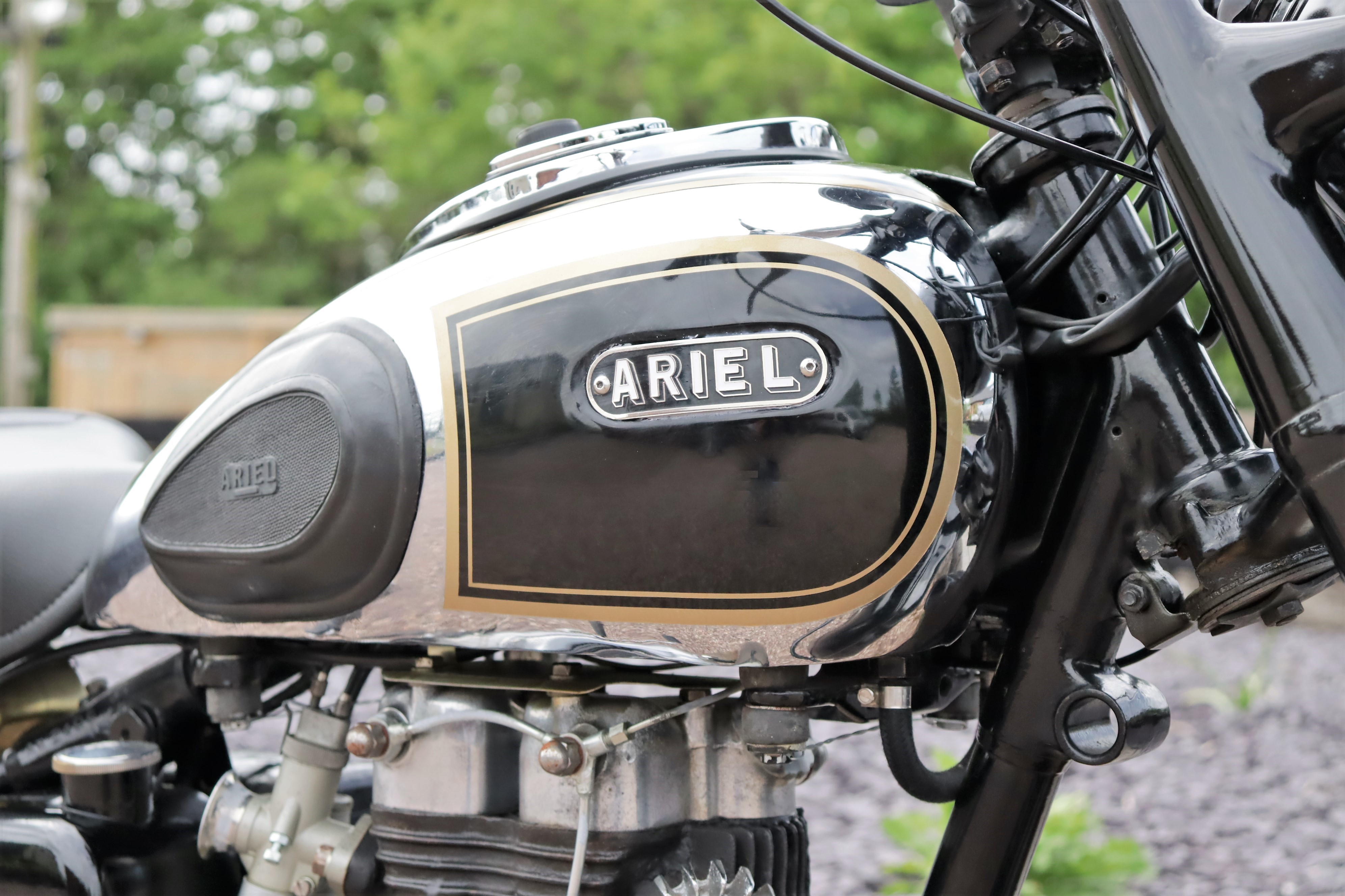 Lot 201 - 1950 Ariel 350 NG