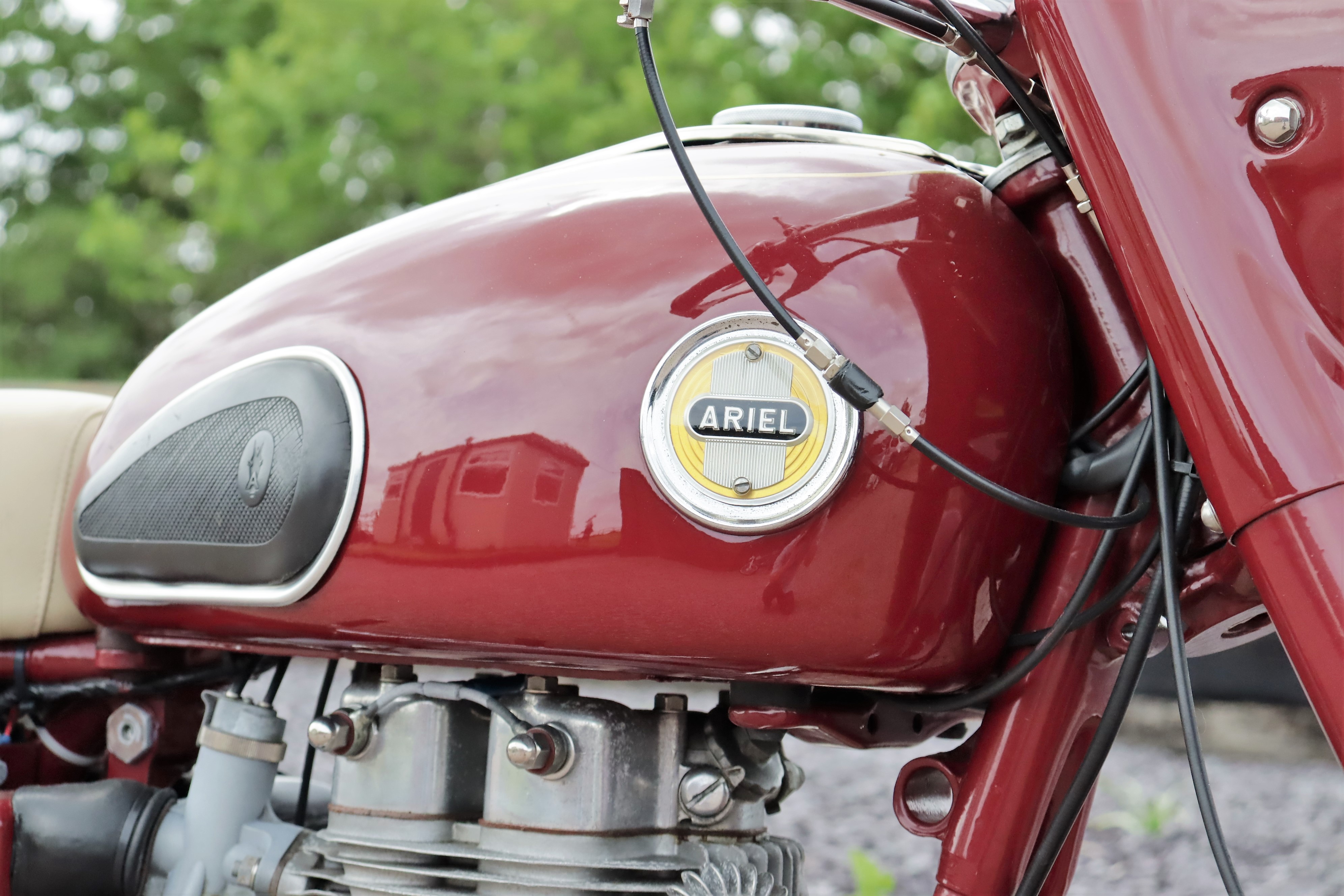 Lot 202 - 1957 Ariel NH 350