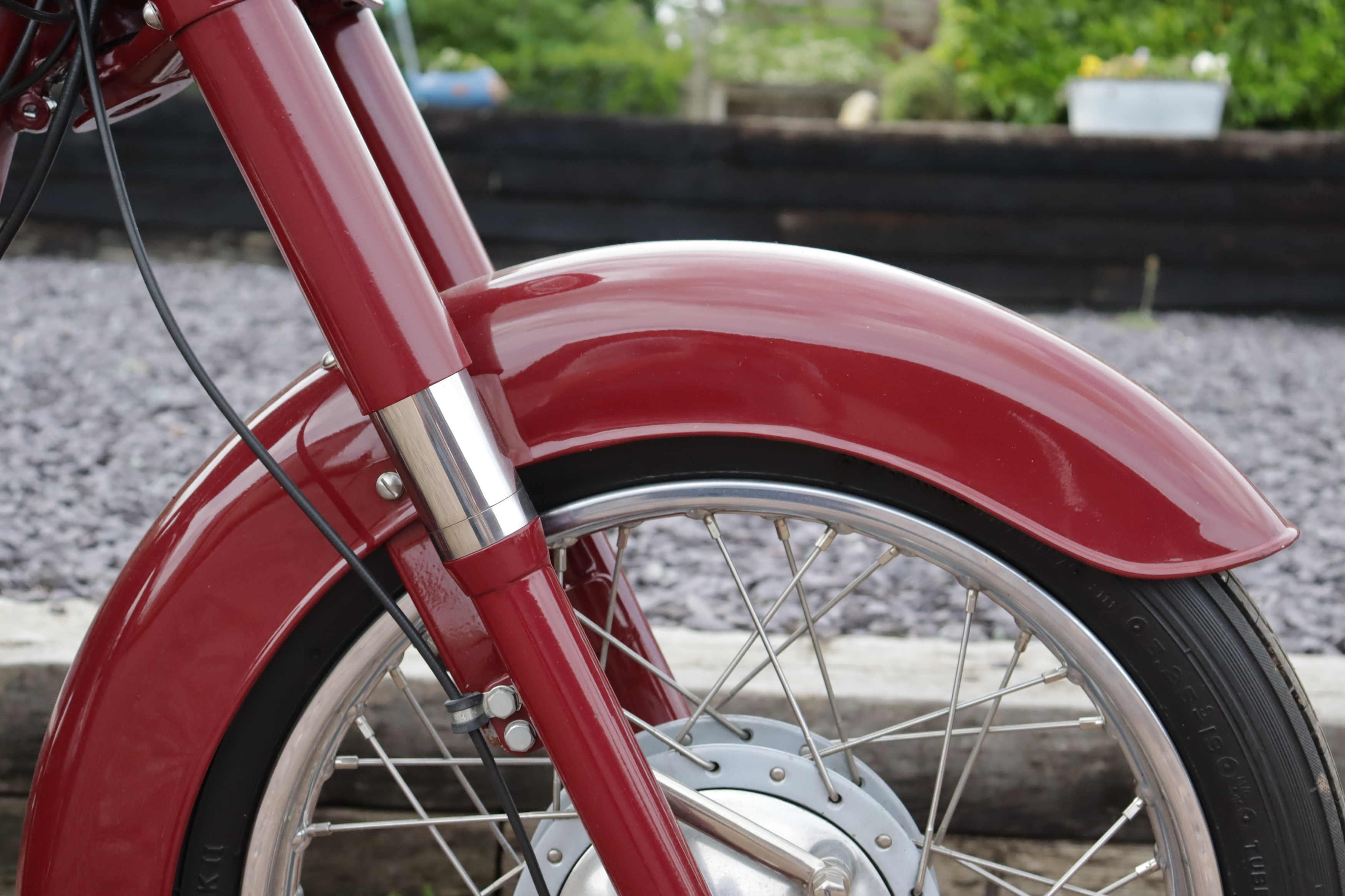 Lot 202 - 1957 Ariel NH 350