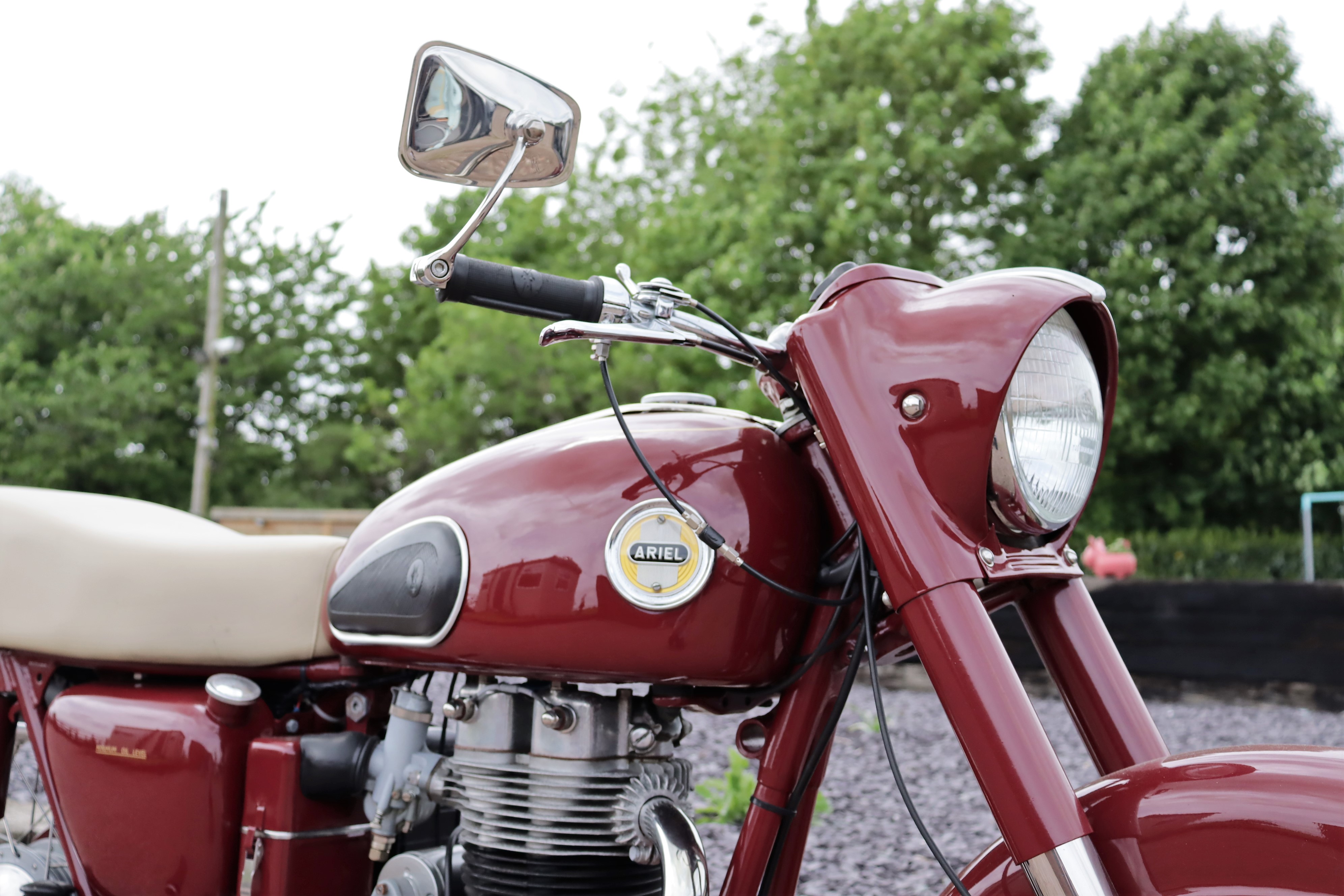 Lot 202 - 1957 Ariel NH 350