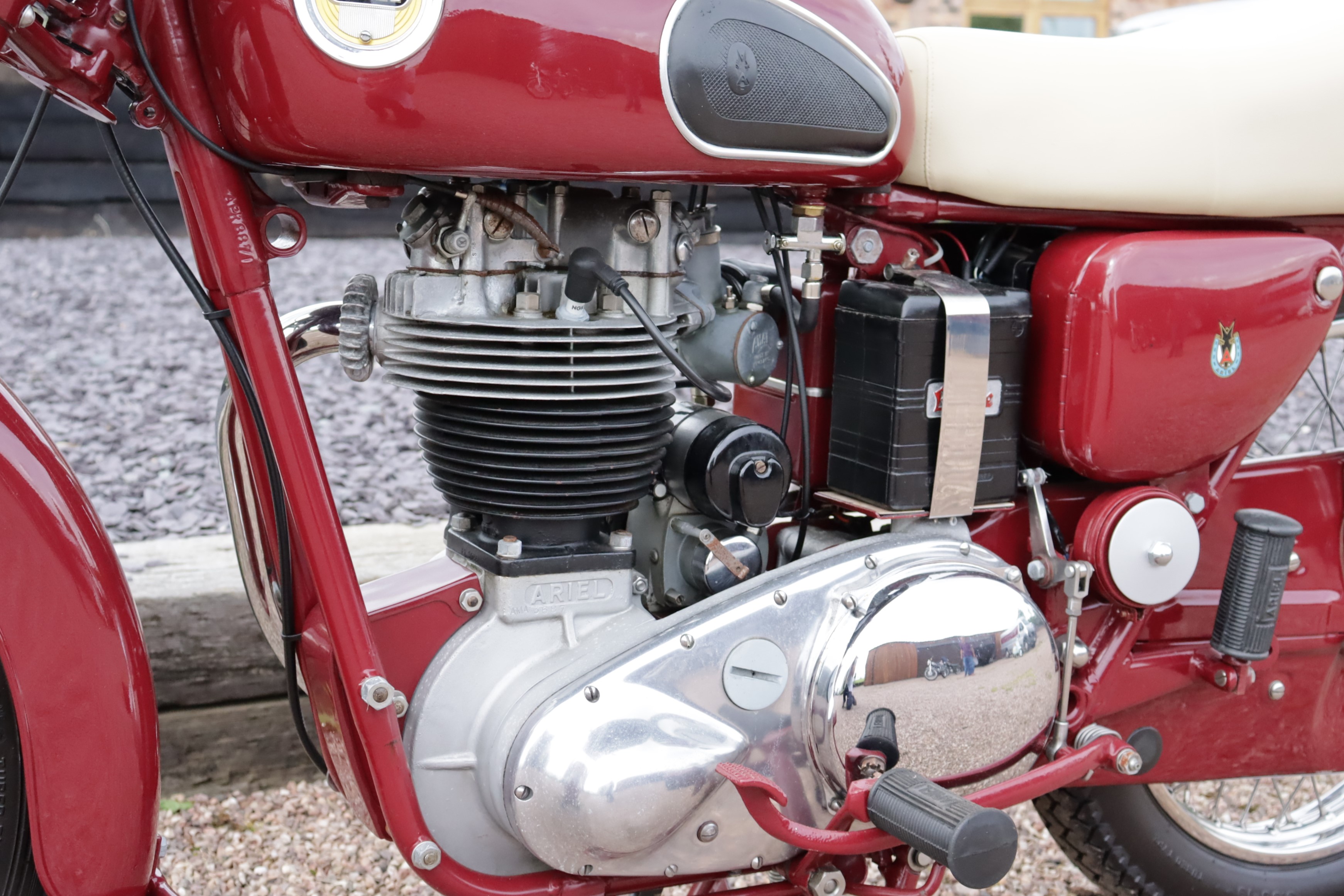 Lot 202 - 1957 Ariel NH 350