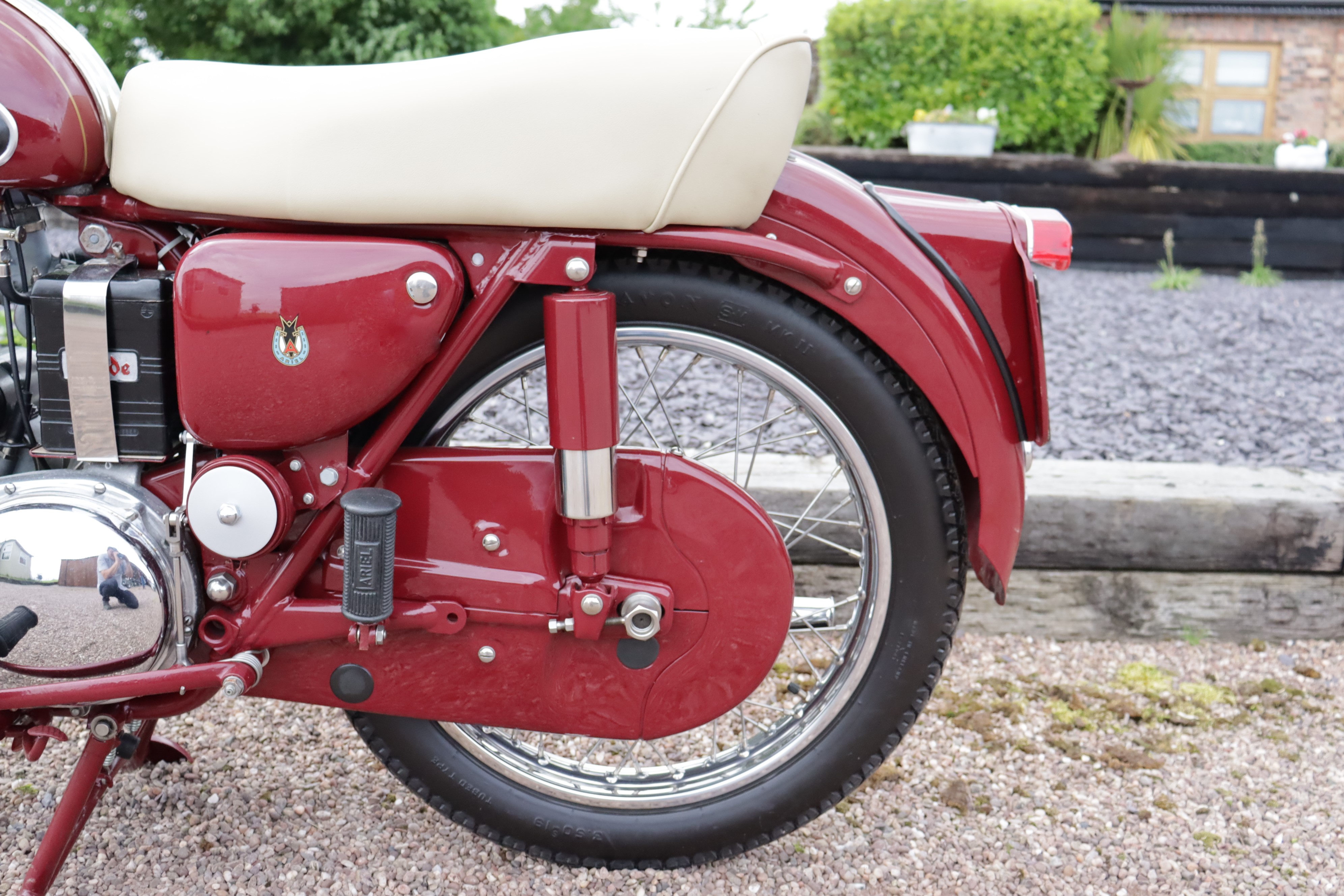 Lot 202 - 1957 Ariel NH 350