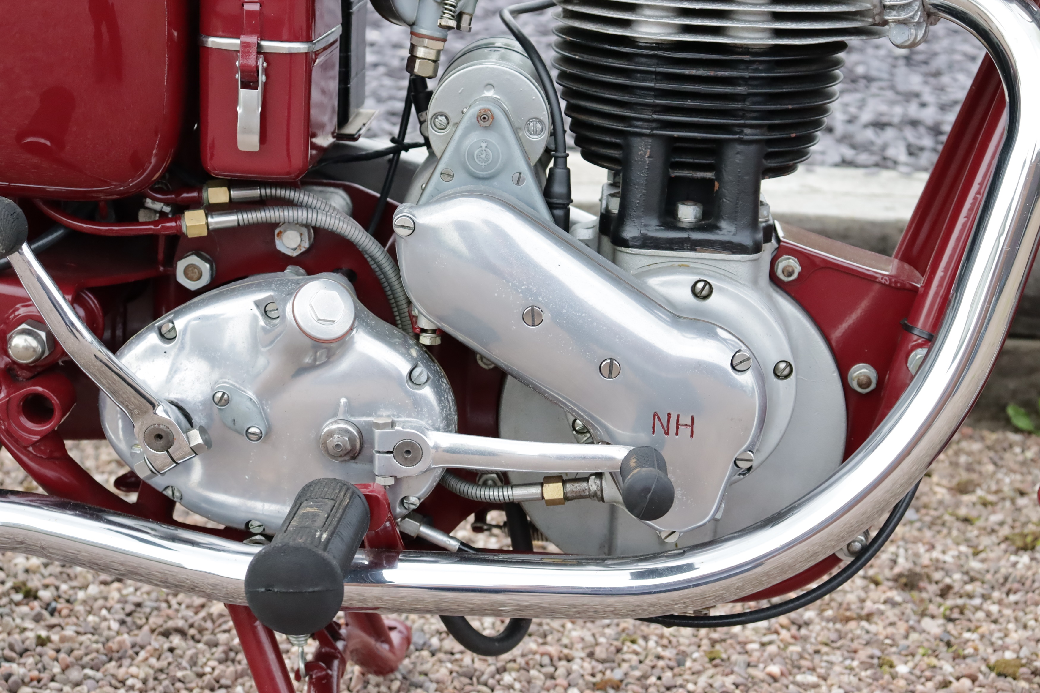 Lot 202 - 1957 Ariel NH 350