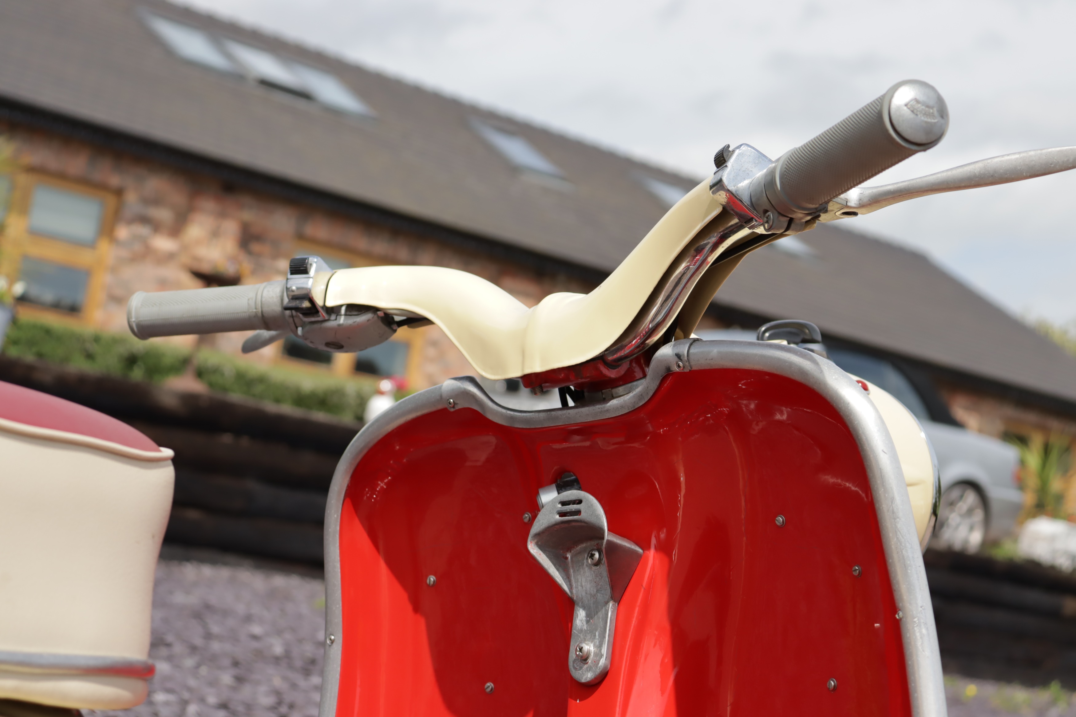 Lot 105 - 1961 Puch Alpine SR 150