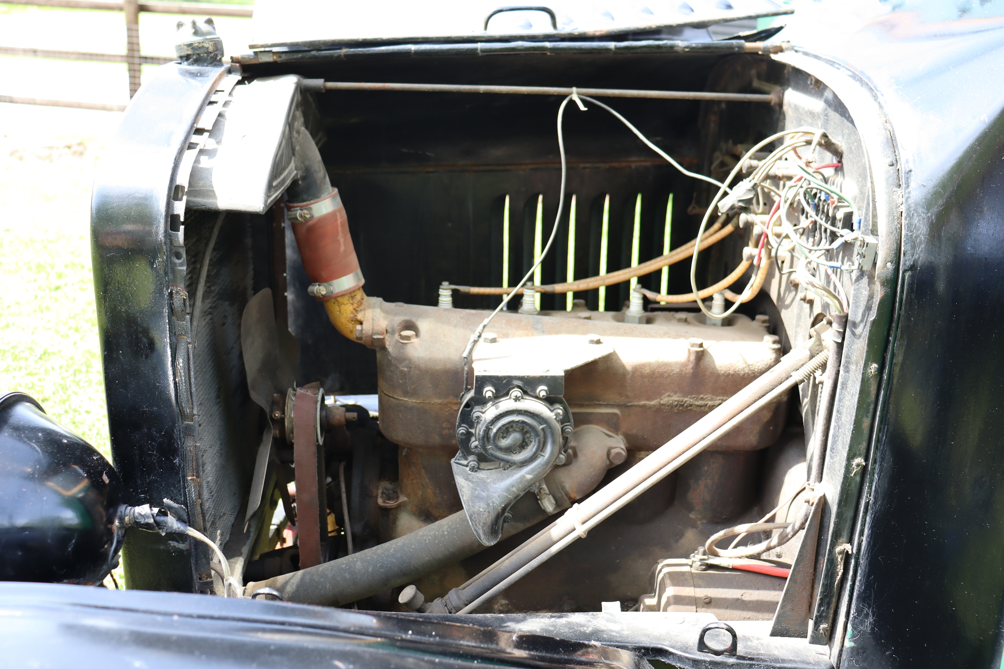 Lot 86 - 1925 Ford Model TT Truck