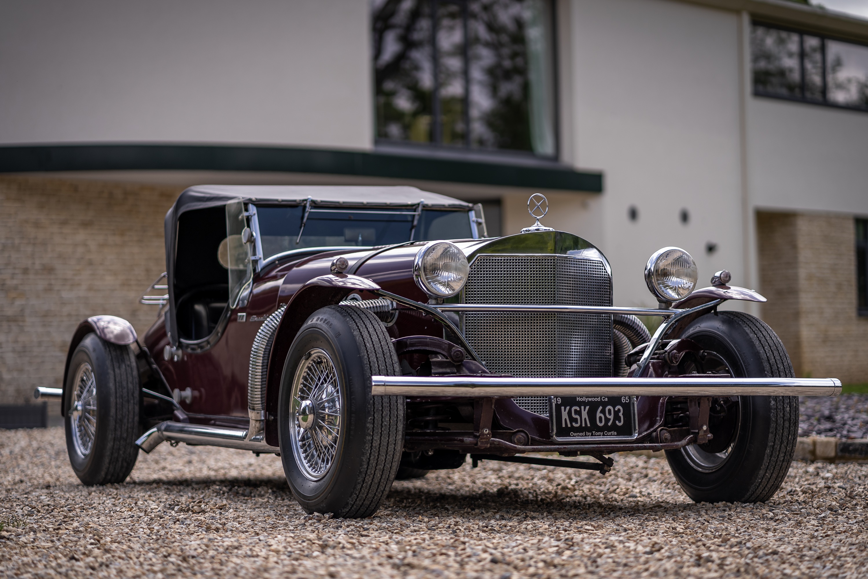 Lot 31 - 1965 Excalibur SS Series I