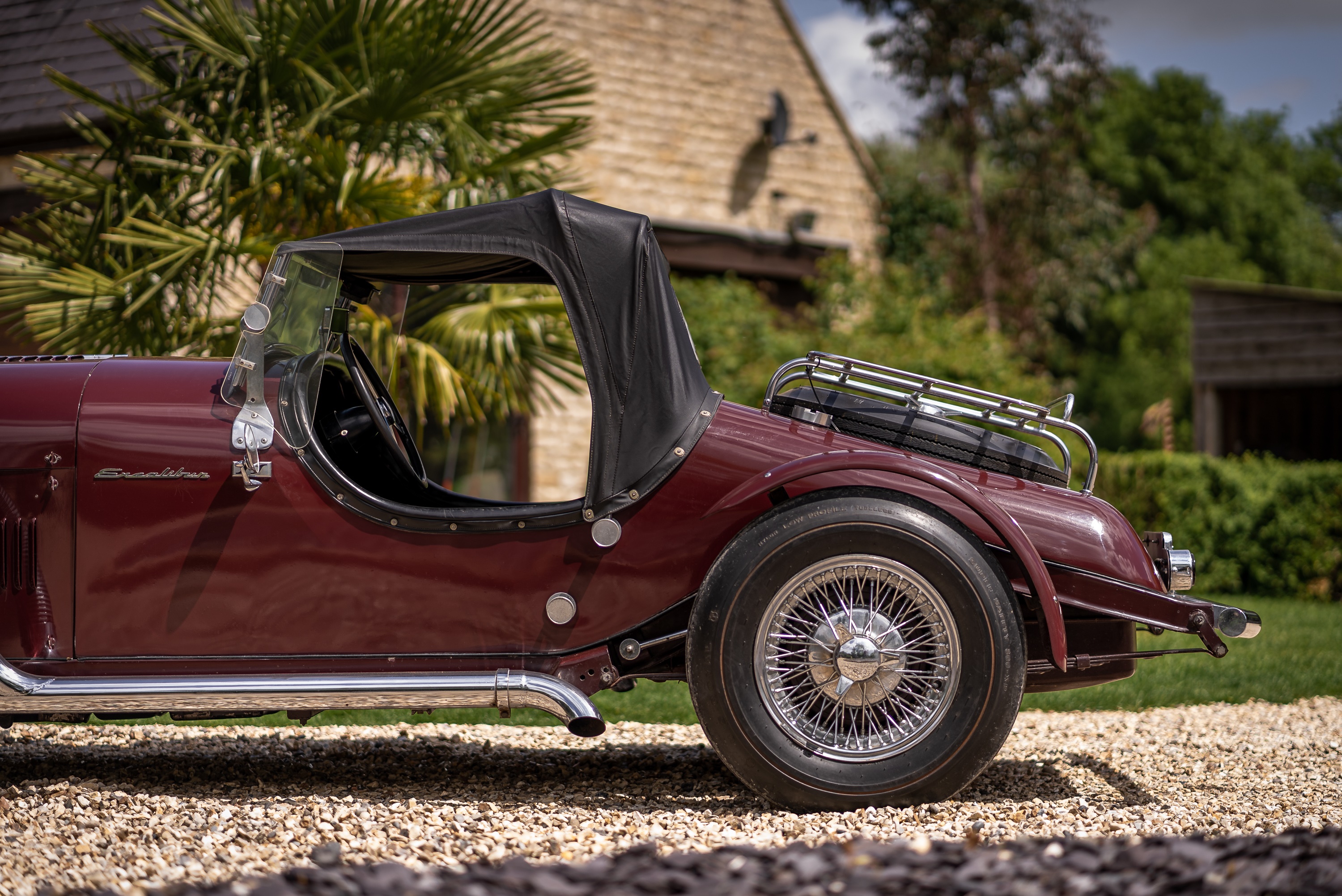 Lot 120 - 1965 Excalibur SS Series I
