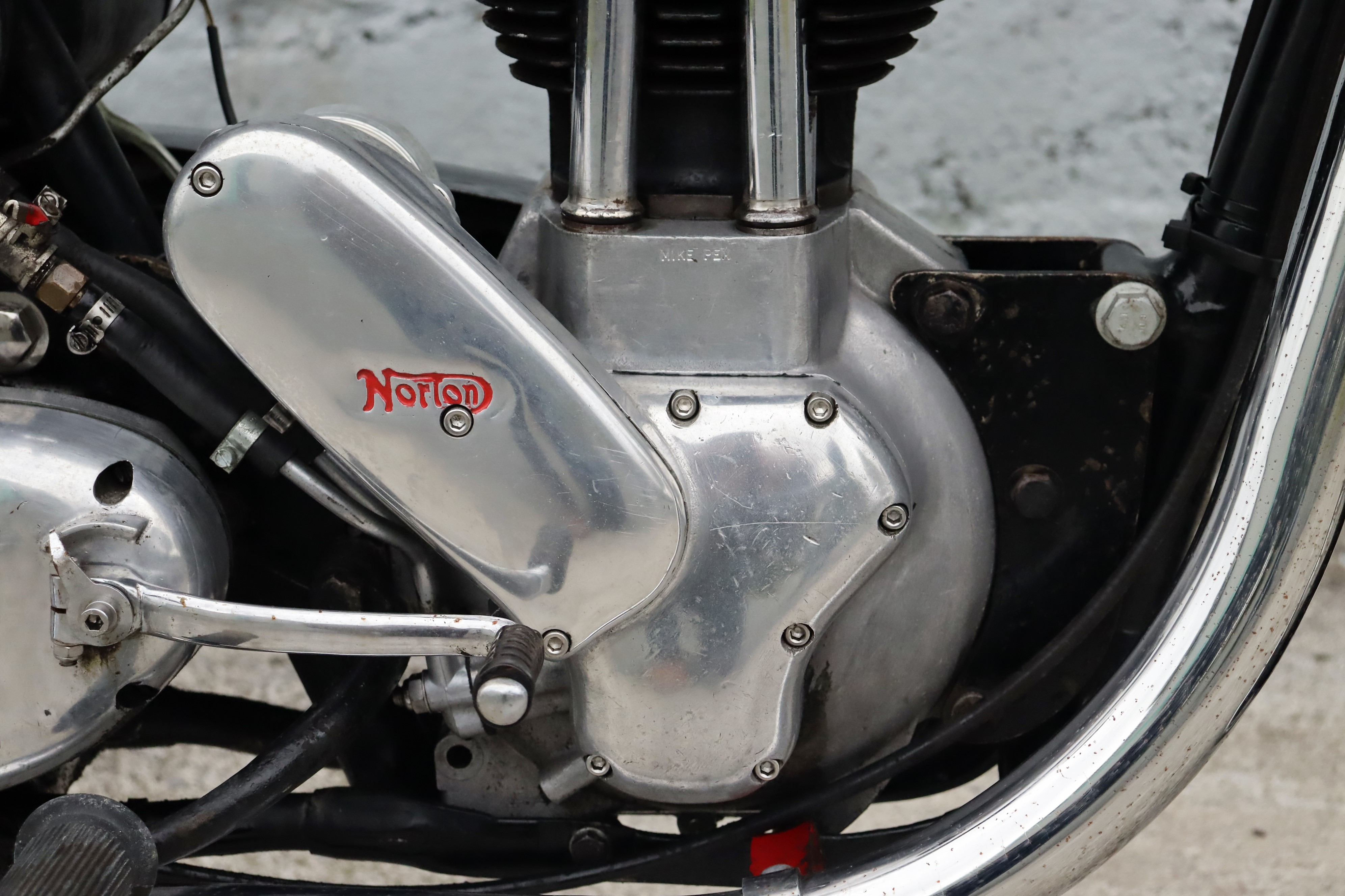 Lot 430 - 1956 Norton ES2