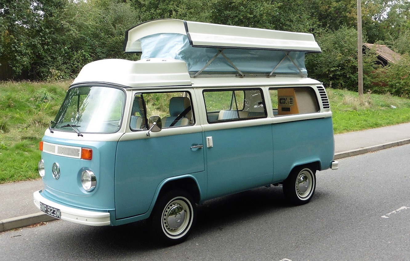 Lot 64 - 1973 Volkswagen Type 2 'Bay Window' Westfalia