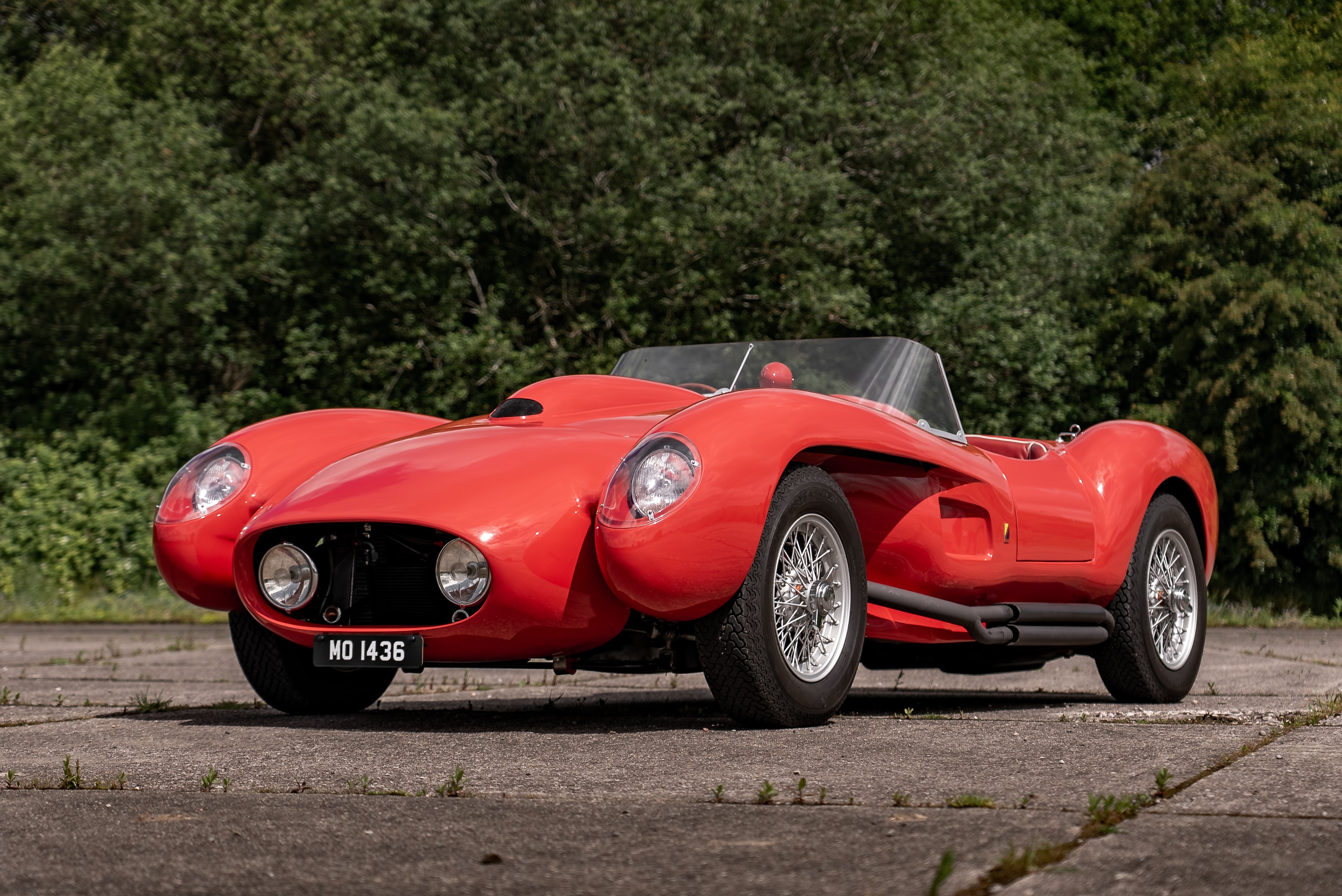 Lot 37 - 1969 Ferrari 365GT Rebodied in the style of a