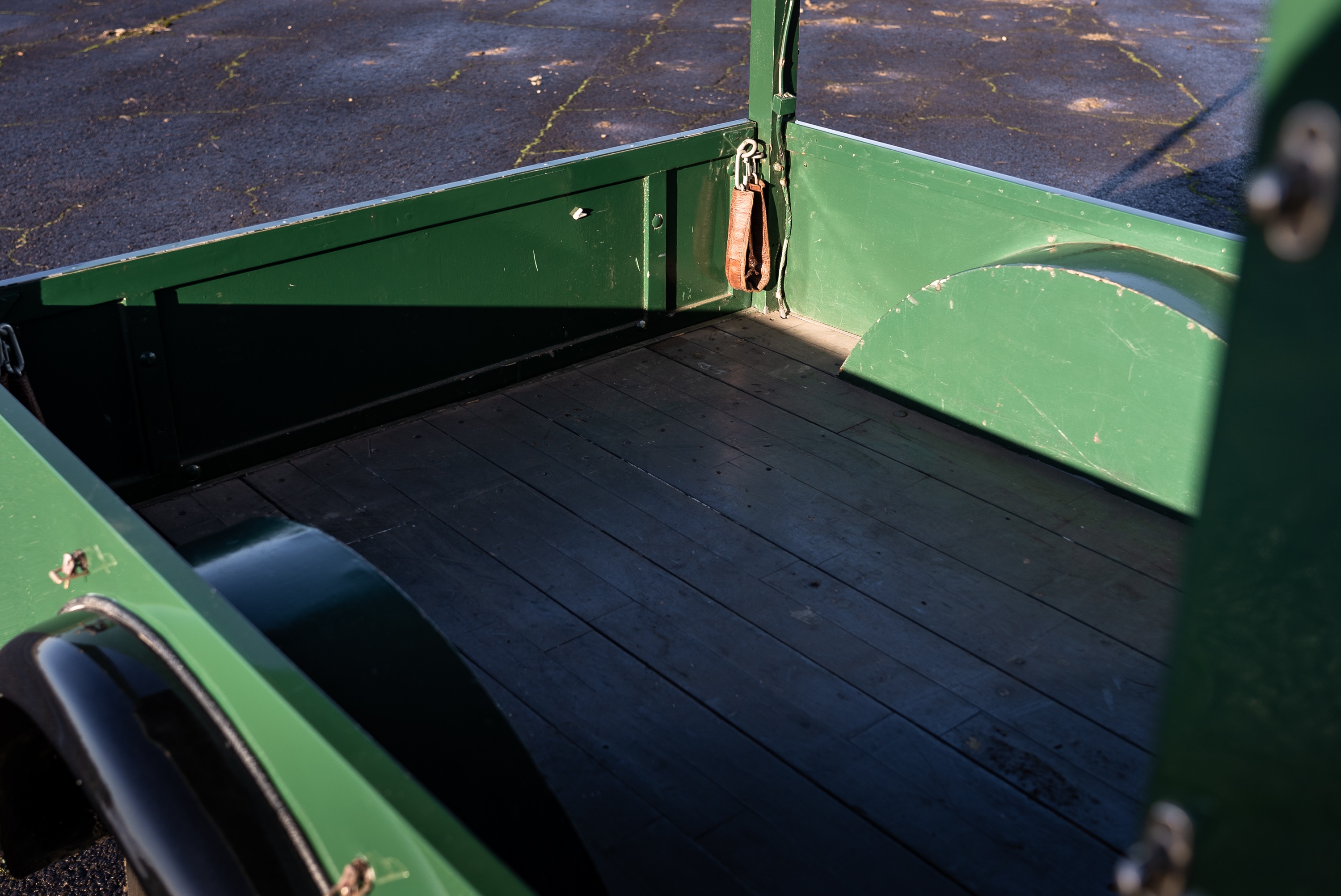 Lot 43 - 1931 Jowett Covered Delivery Lorry