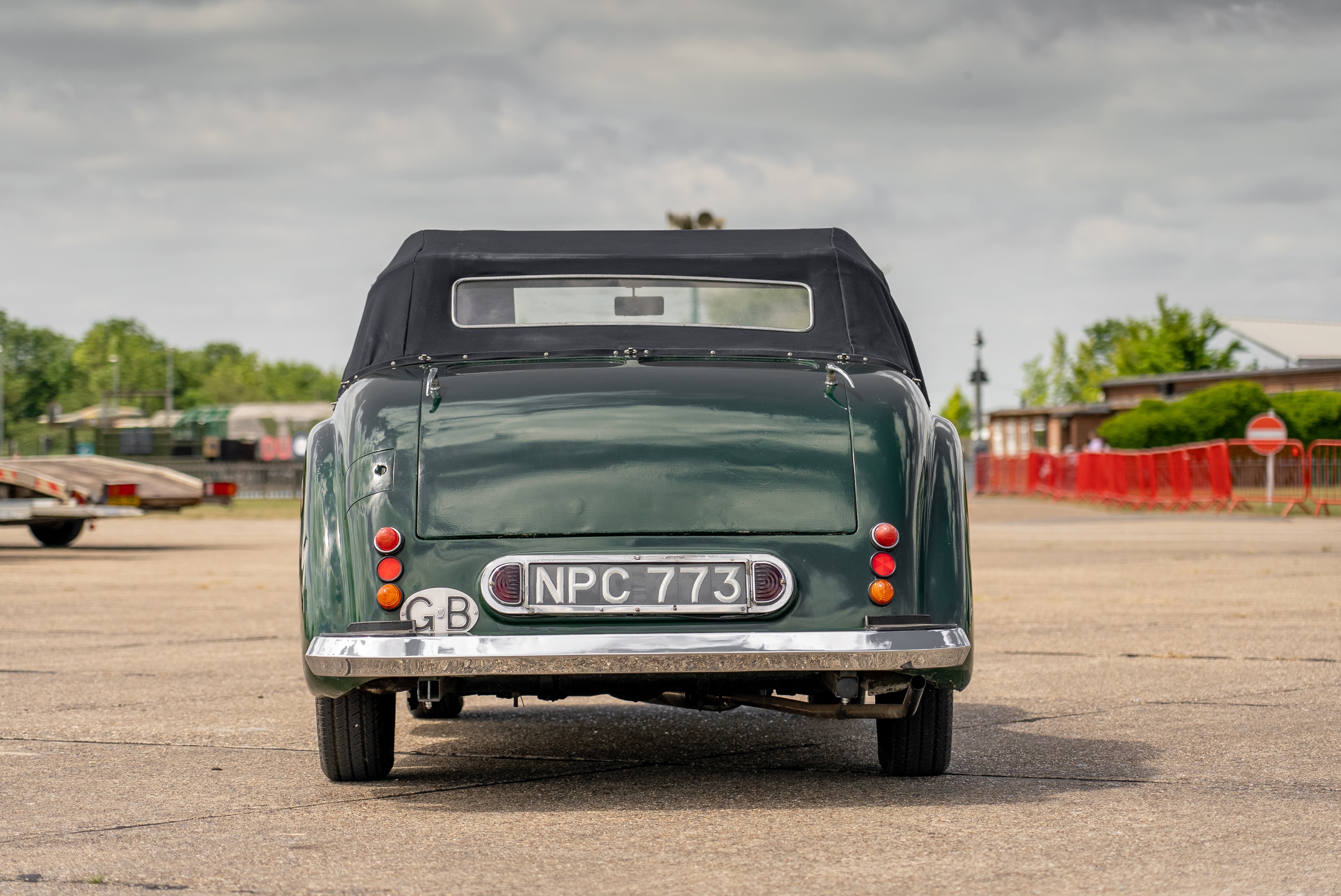 Lot 5 - 1949 Triumph 2000 Roadster