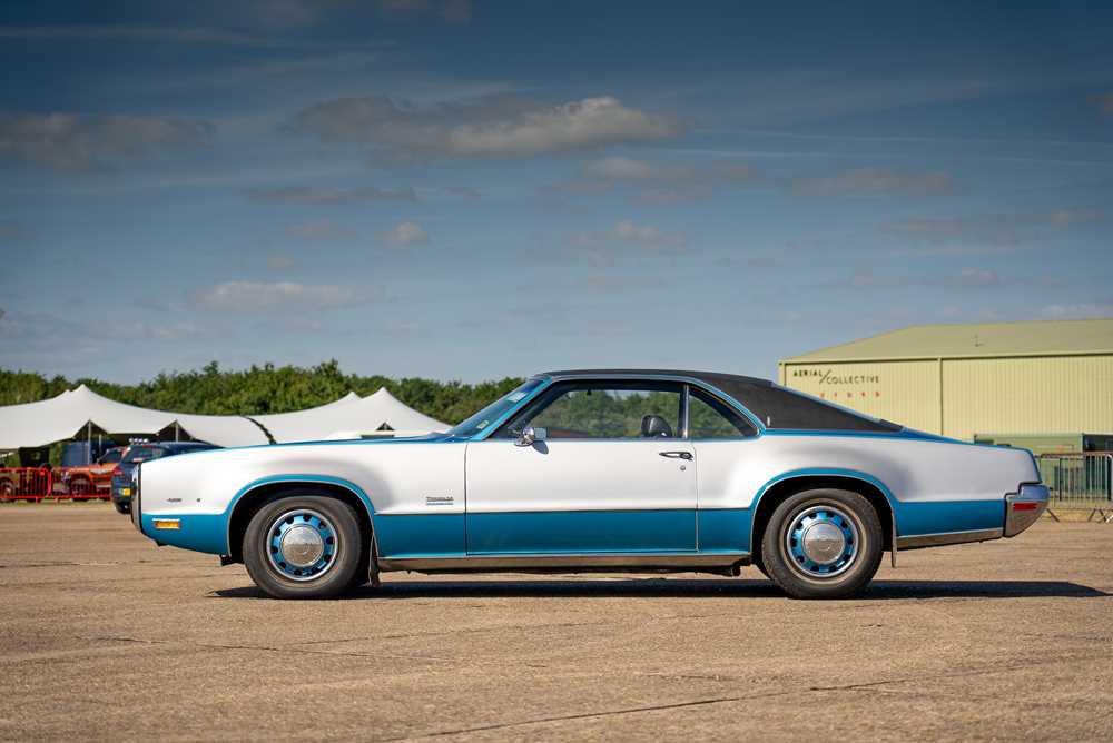 Lot 74 - 1970 Oldsmobile Toronado