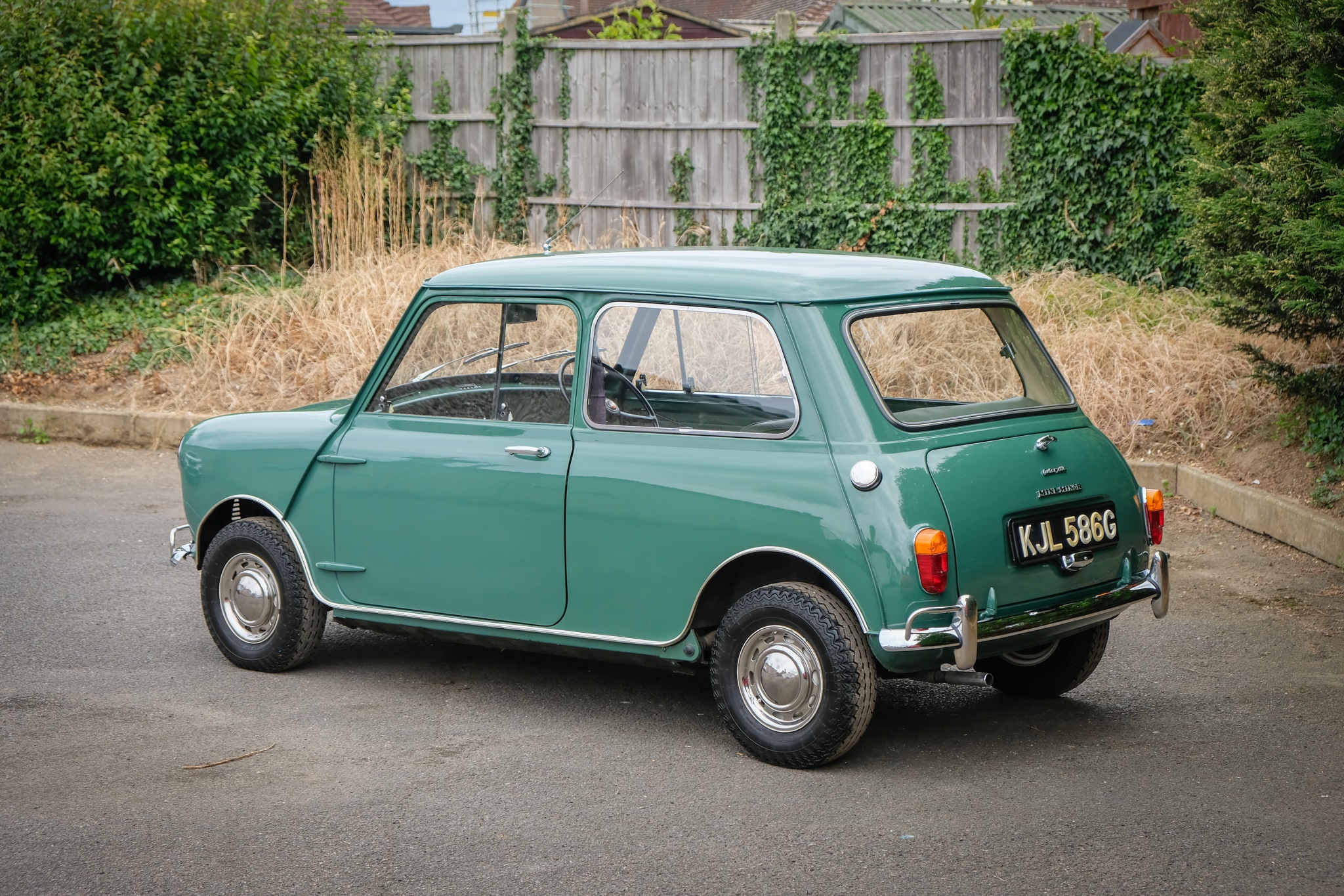 Lot 105 - 1968 Morris Mini MKI Super De Luxe