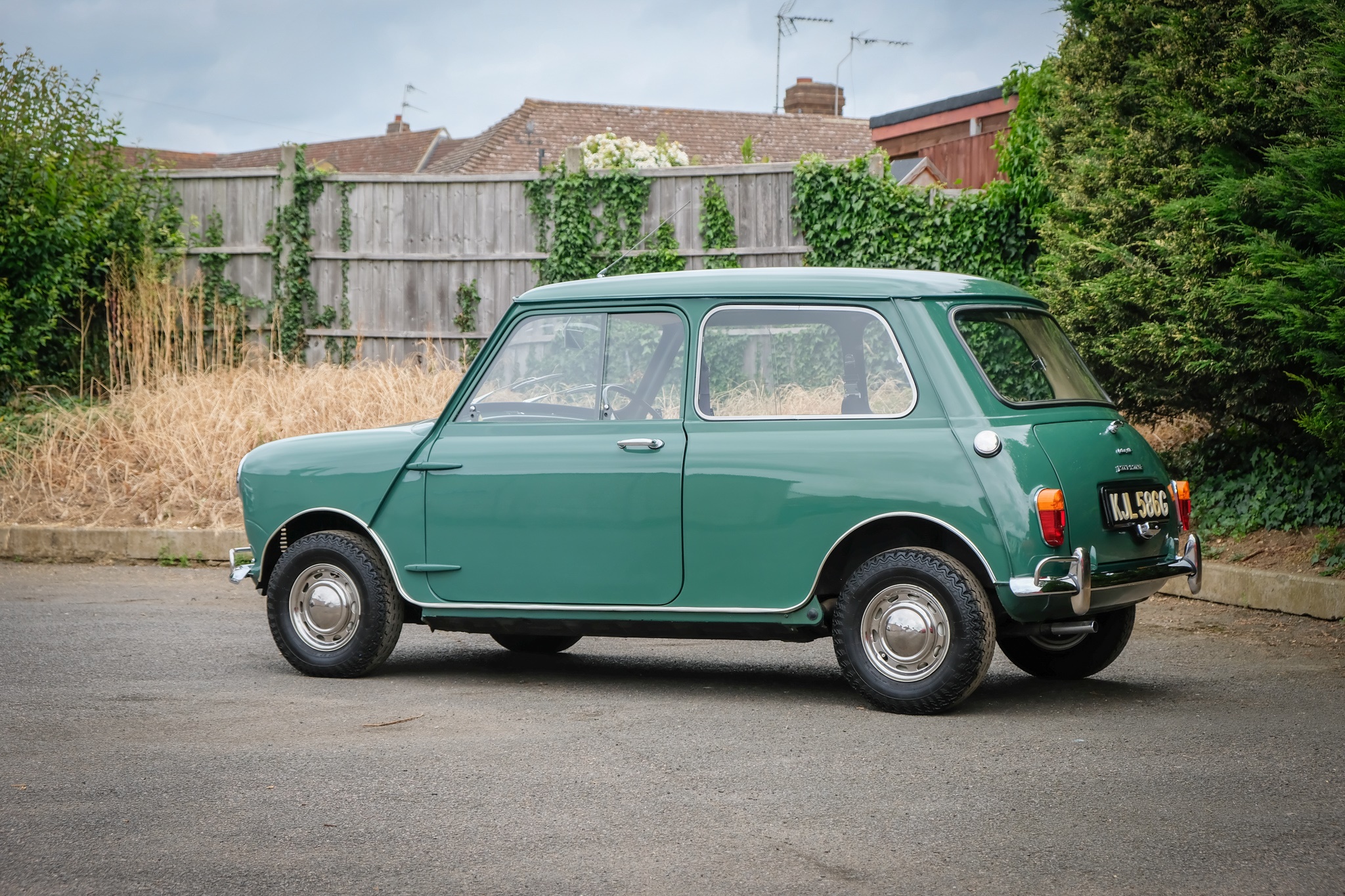 Lot 105 - 1968 Morris Mini MKI Super De Luxe