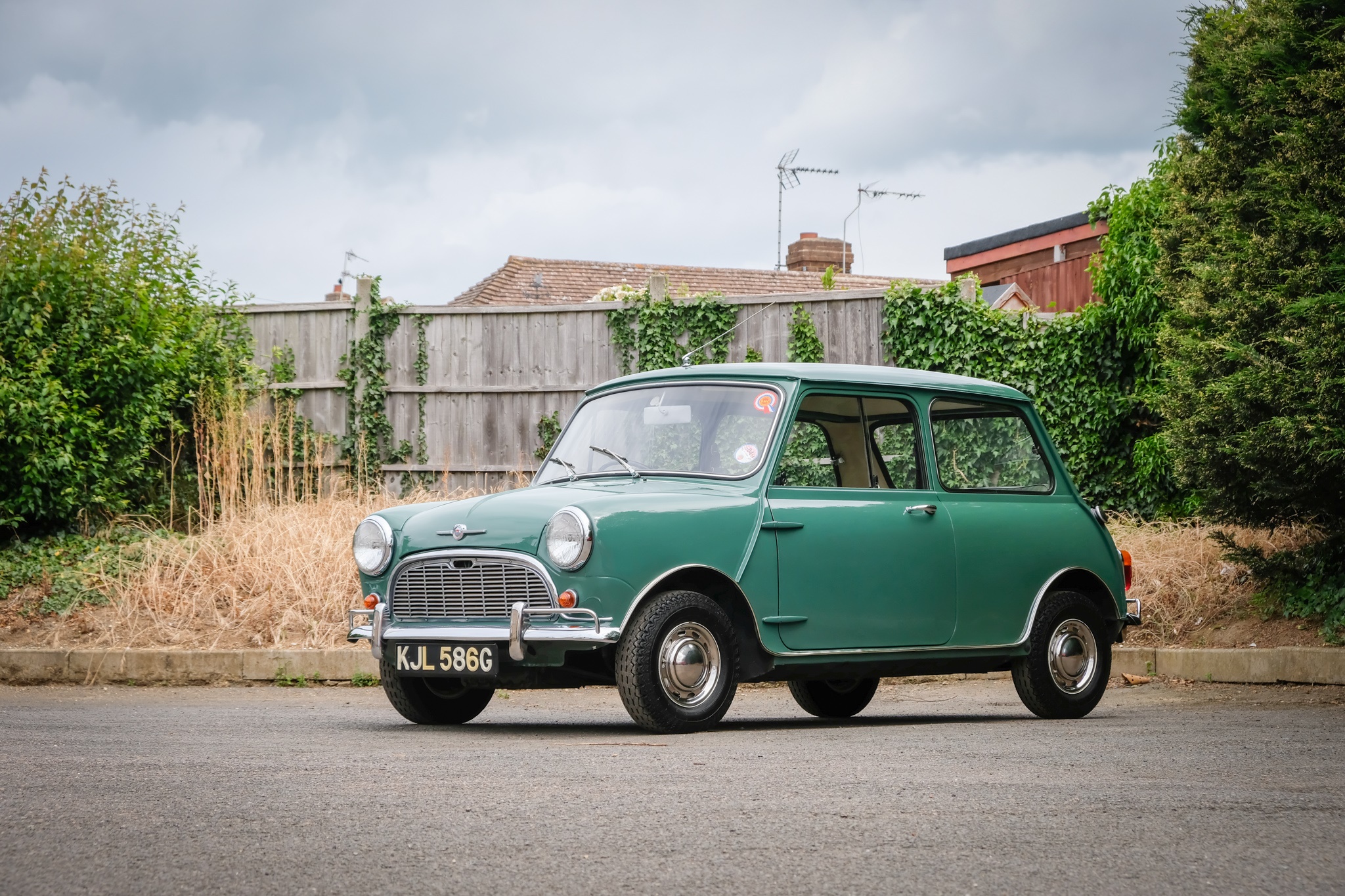 Lot 105 - 1968 Morris Mini MKI Super De Luxe