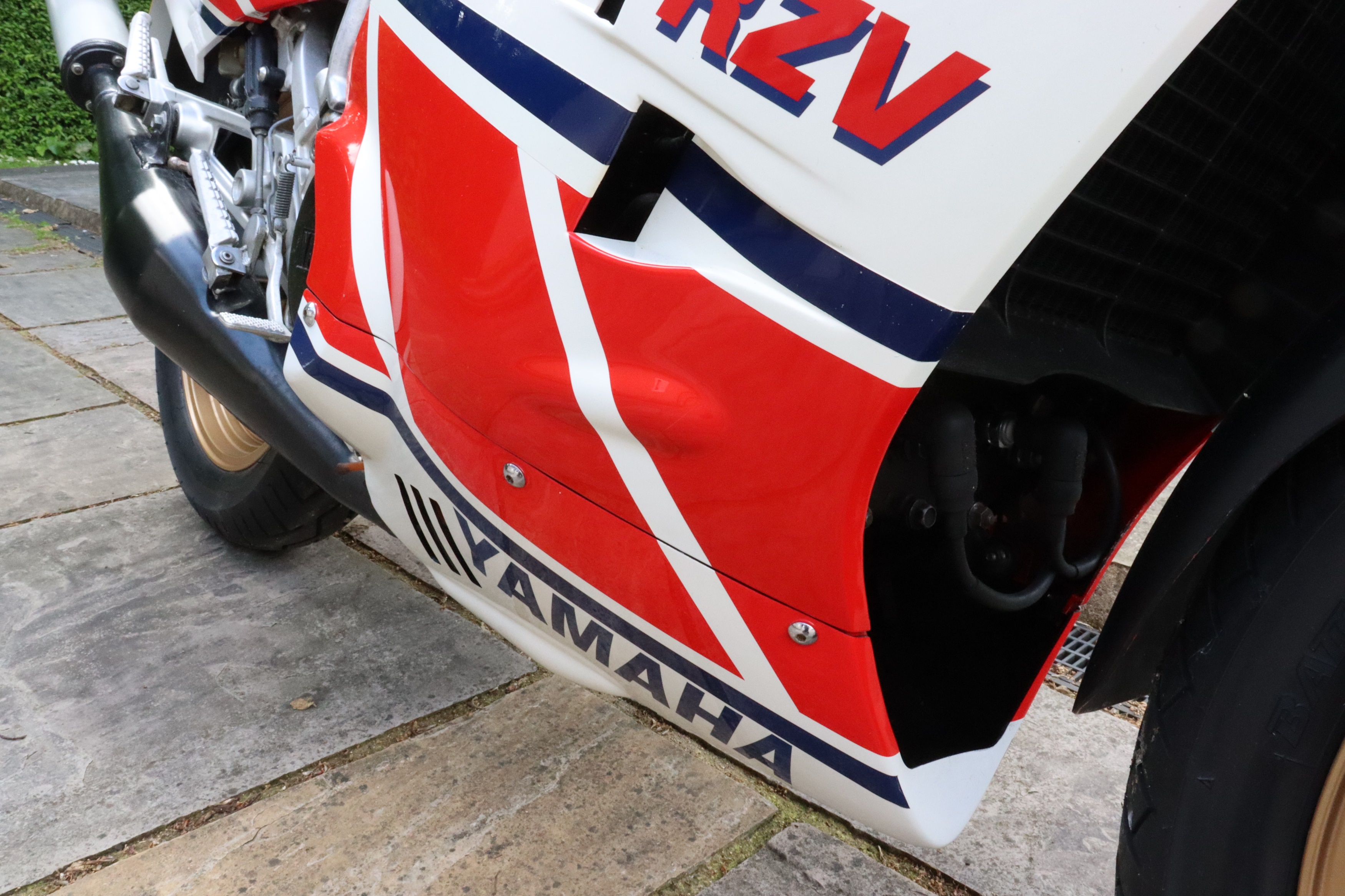 Lot 354 - 1986 Yamaha RZV500