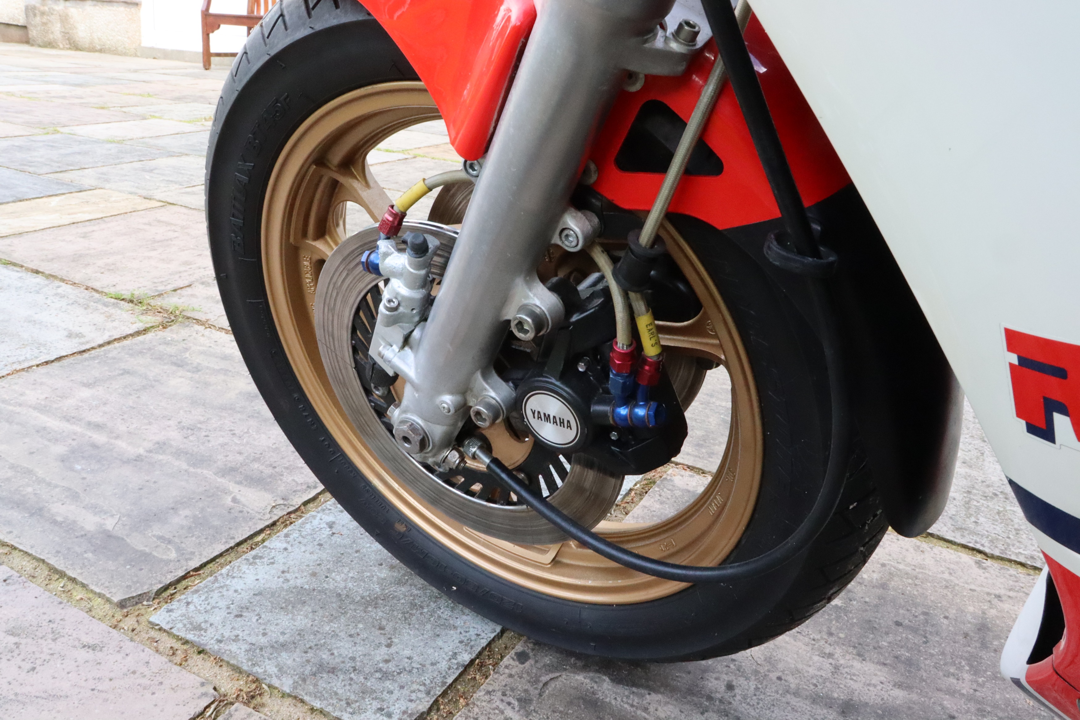 Lot 354 - 1986 Yamaha RZV500