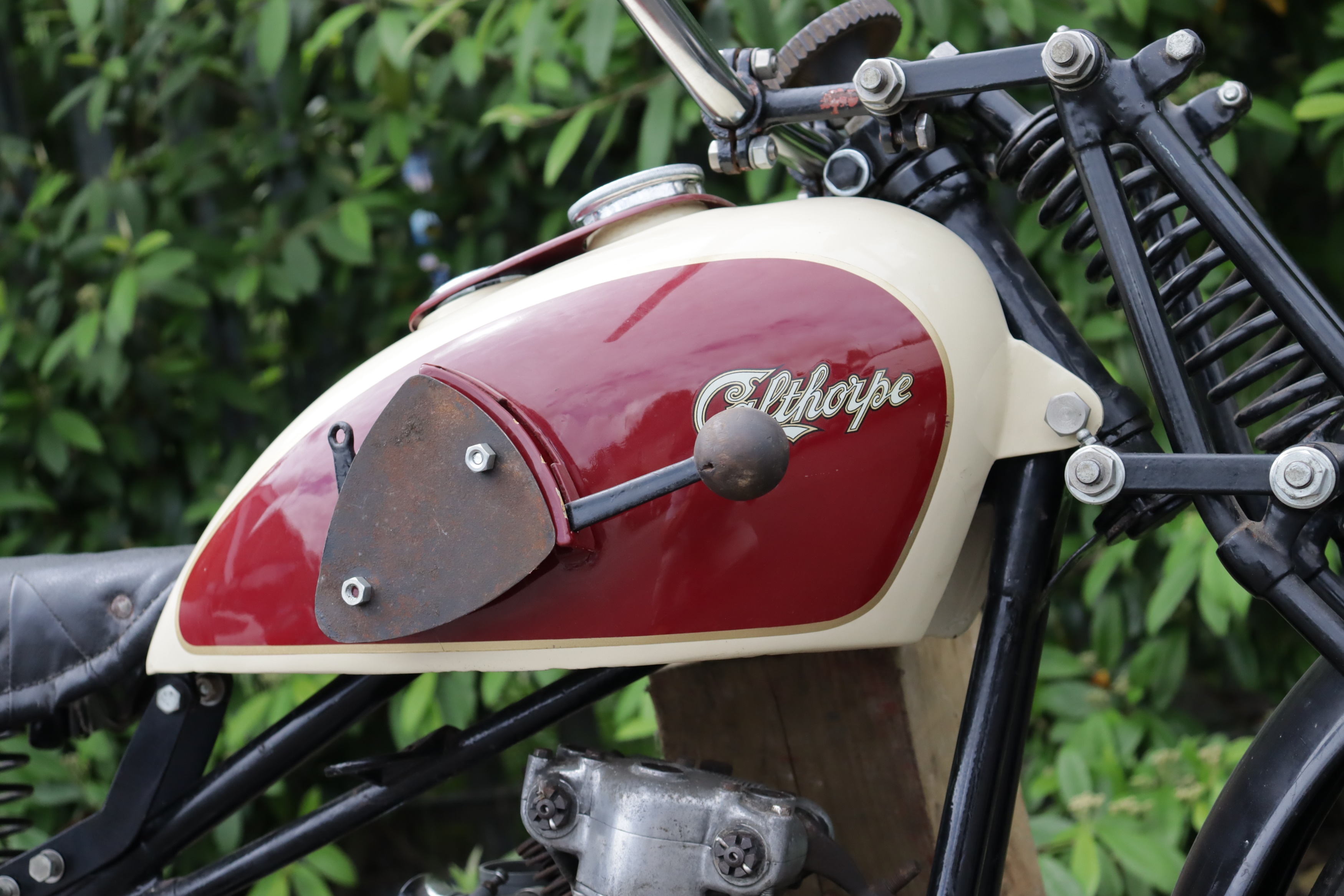 Lot 225 - 1936 Calthorpe Ivory