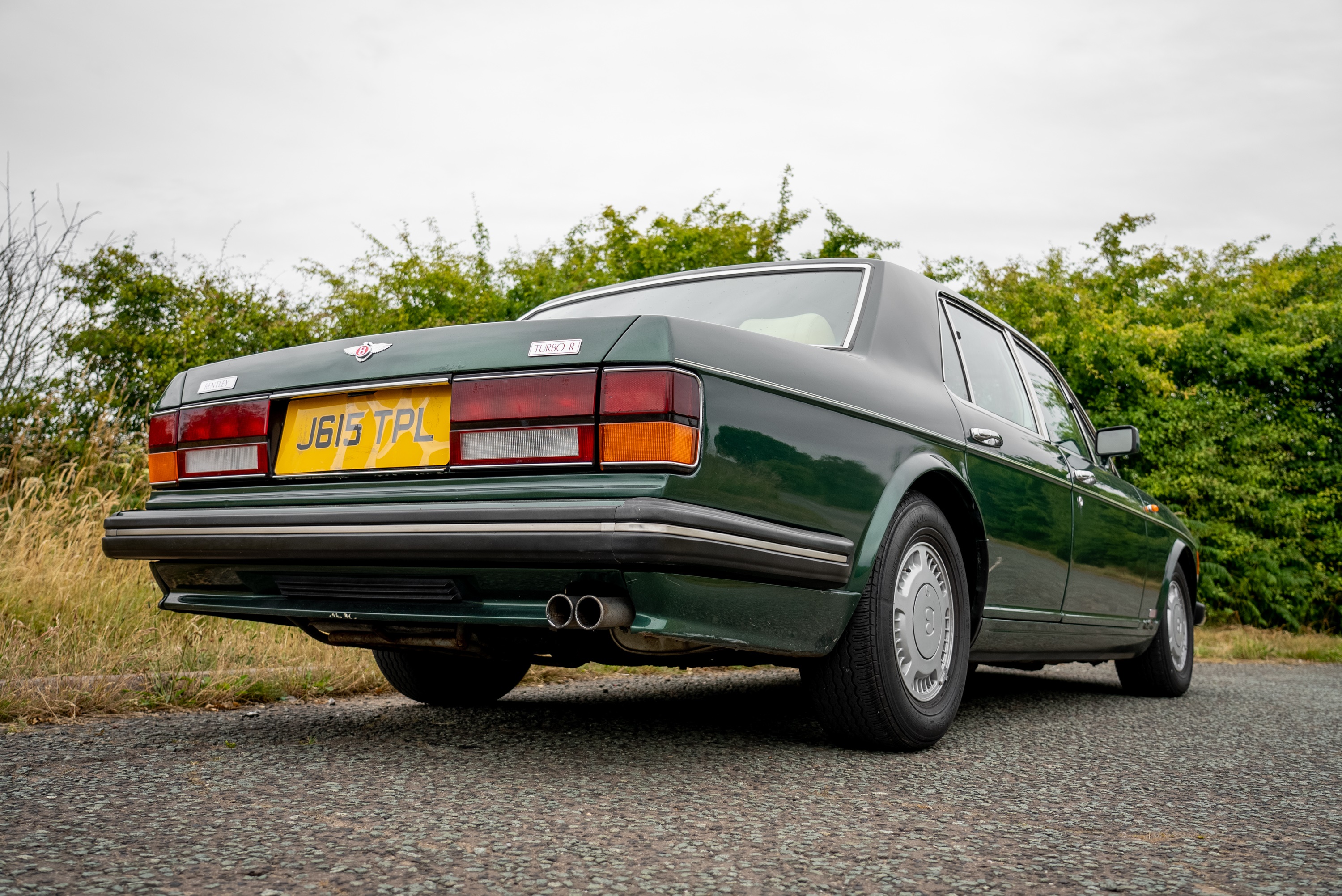 Lot 17 - 1992 Bentley Turbo R