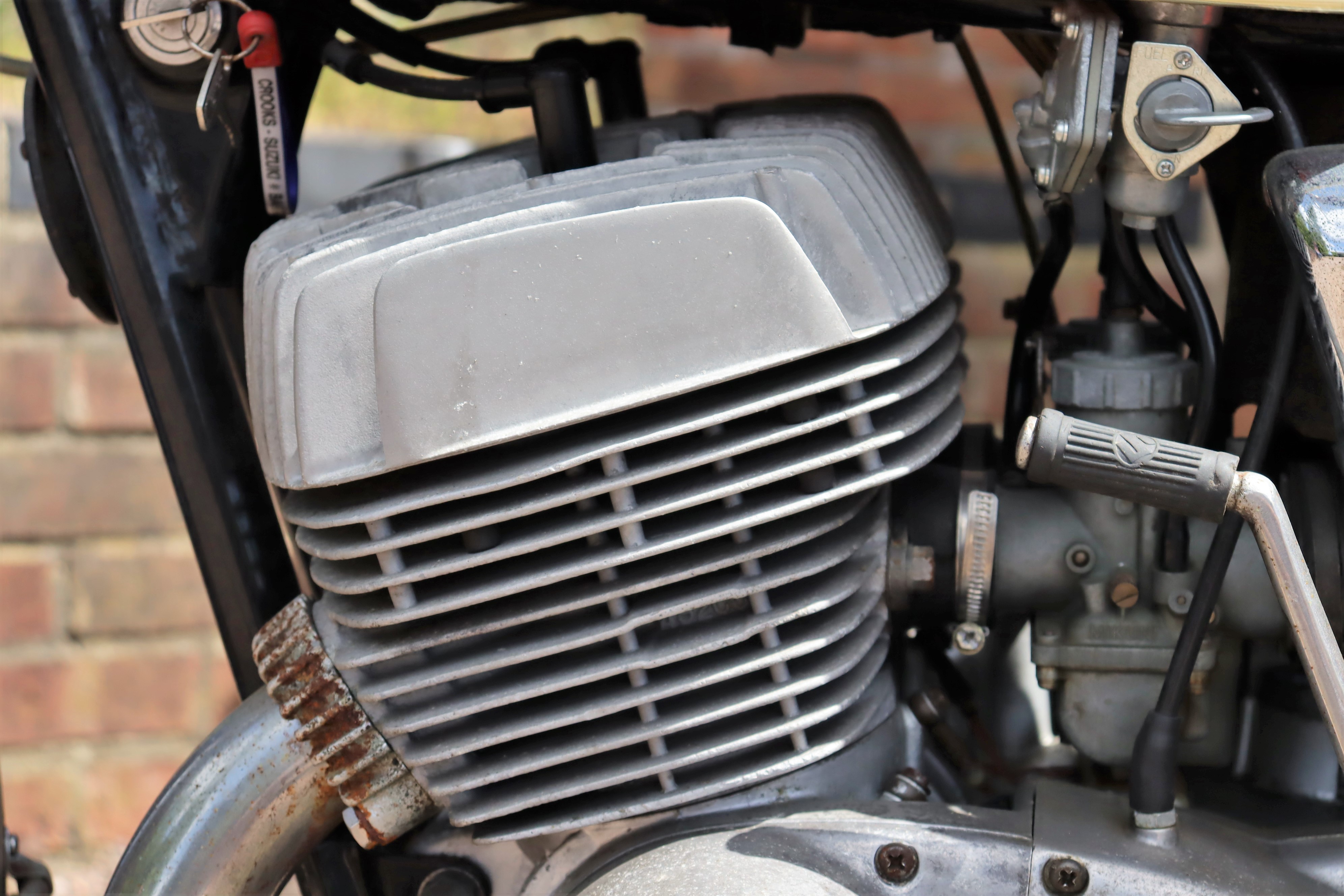 Lot 426 - 1972 Suzuki T500 J