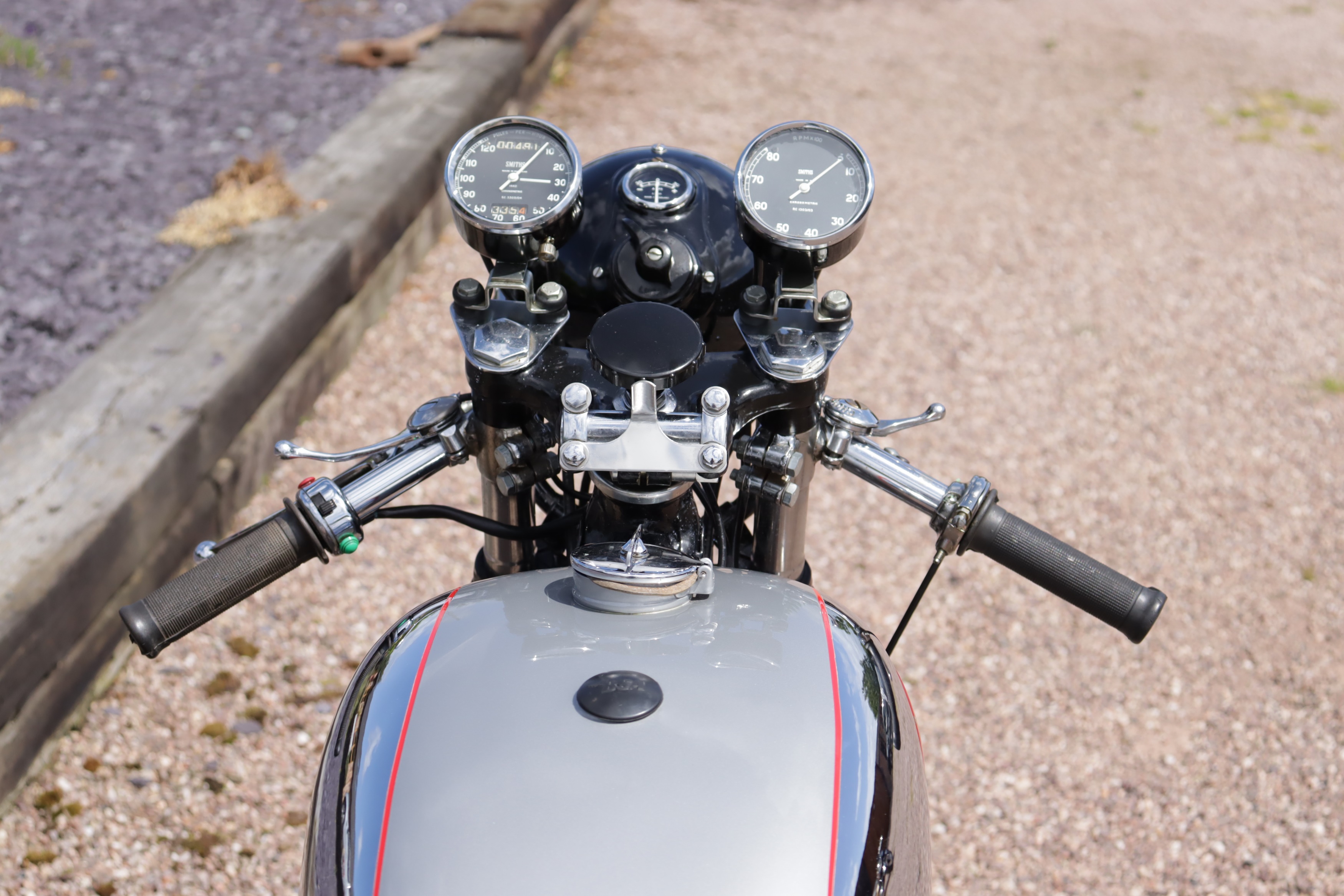 Lot 326 - 1962 BSA Rocket Gold Star