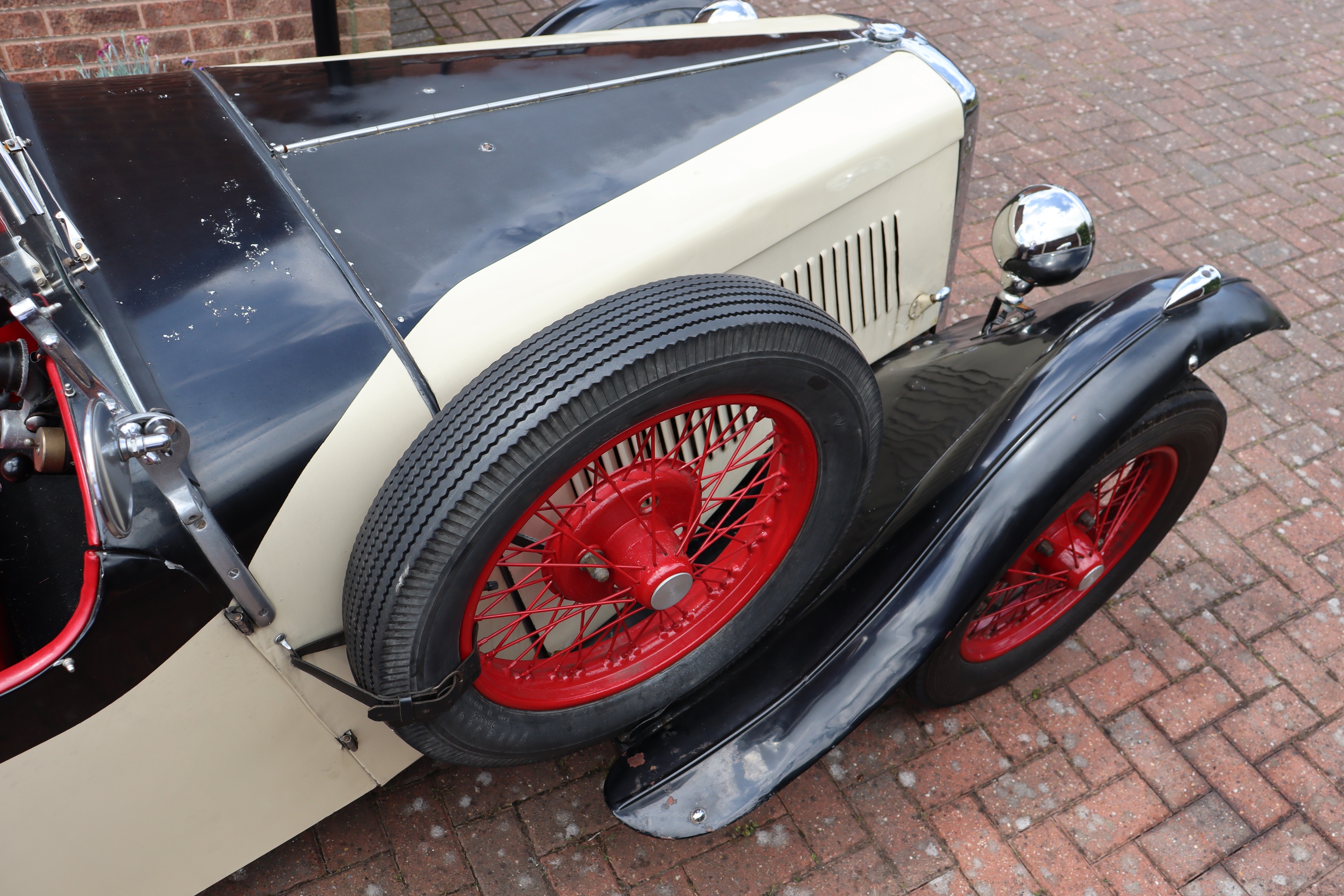 Lot 48 - 1934 BSA 3-Wheeler TW35-10
