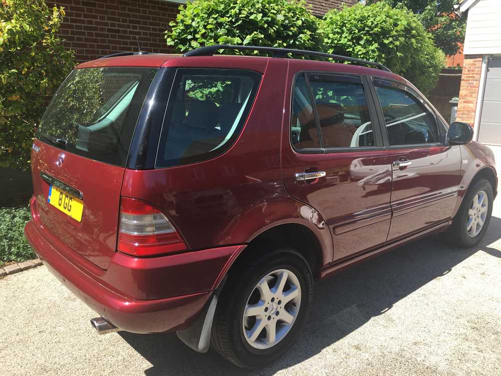 Lot 607 - 2001 Mercedes-Benz ML 430