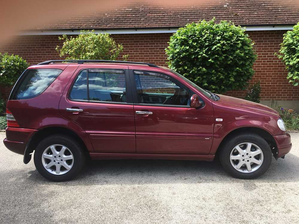 Lot 607 - 2001 Mercedes-Benz ML 430